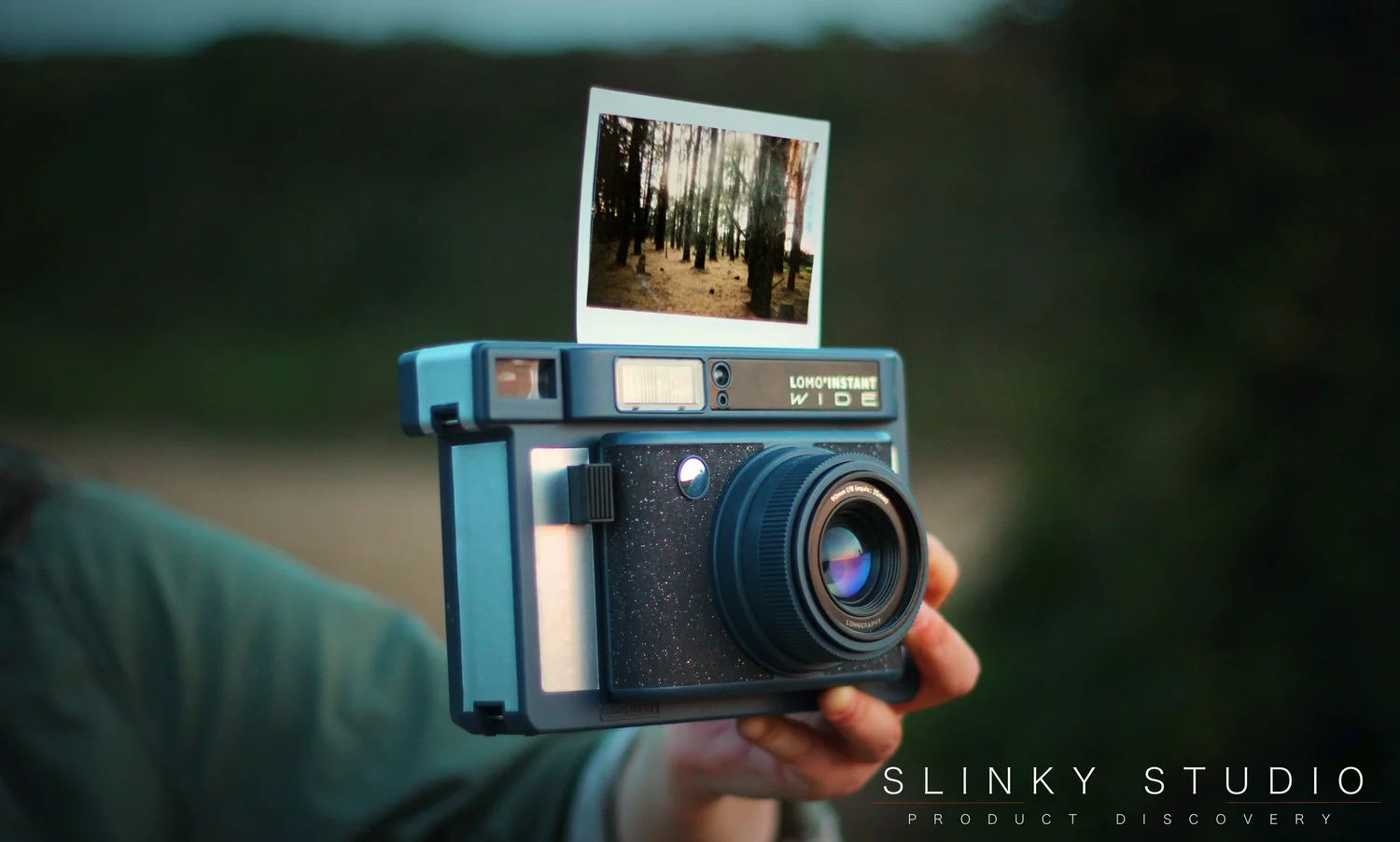 Lomography Lomo’Instant Wide Camera Review: Spurs creativity - Slinky ...