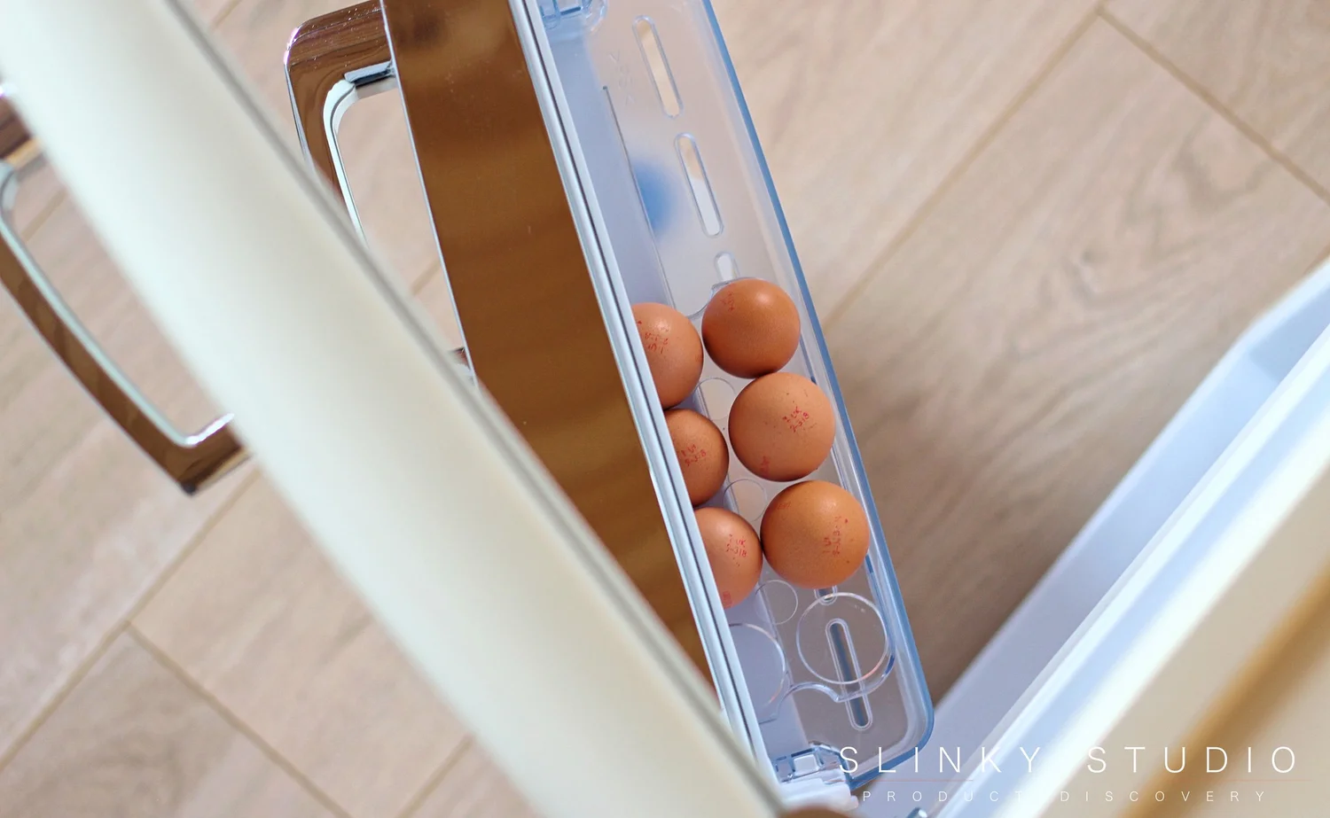 Bauer Haüs Retro Fridge Freezer Review - Slinky Studio