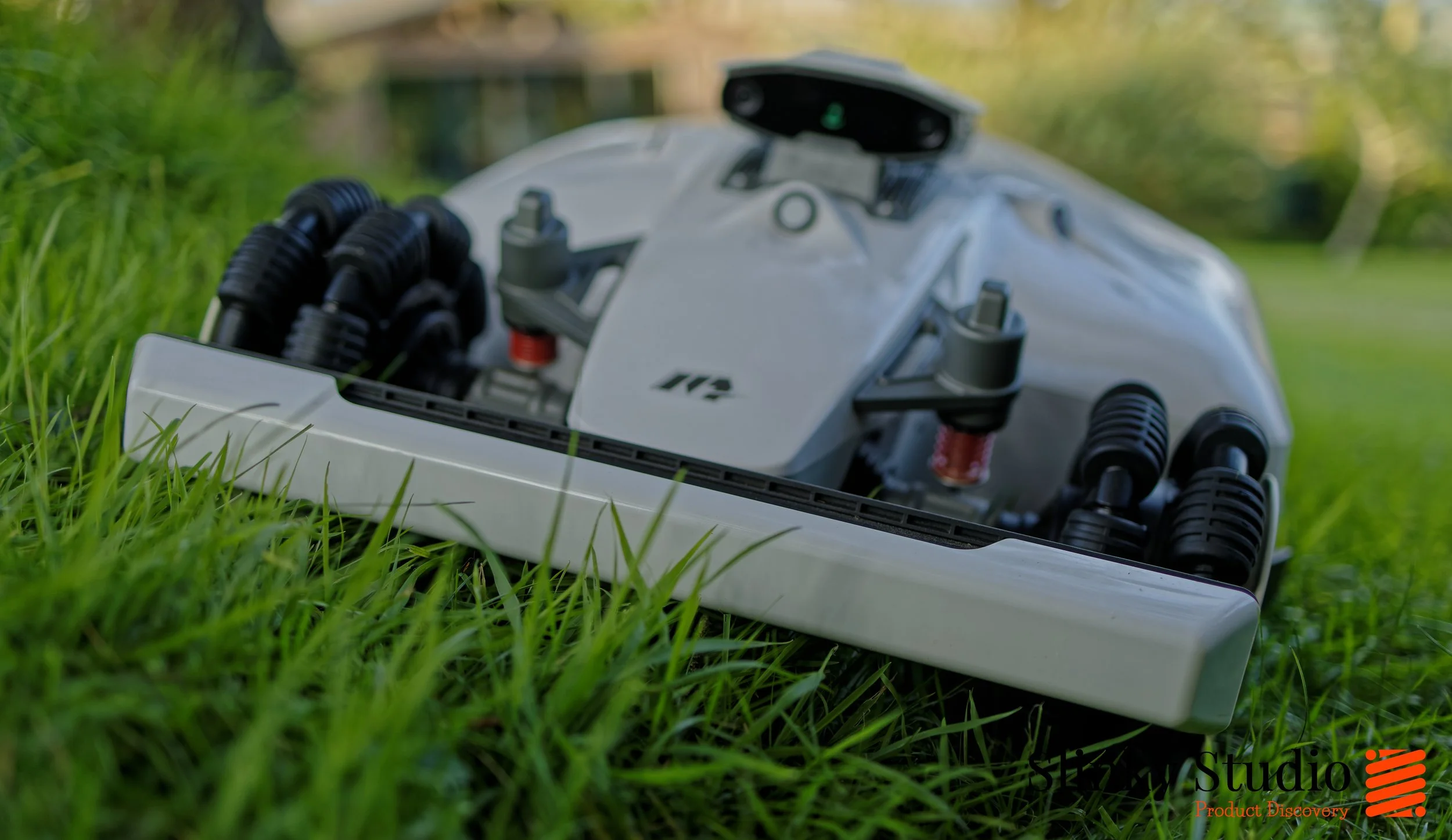 Mammotion LUBA 2 Robot Lawnmower Review: Cutting Edge - Slinky Studio
