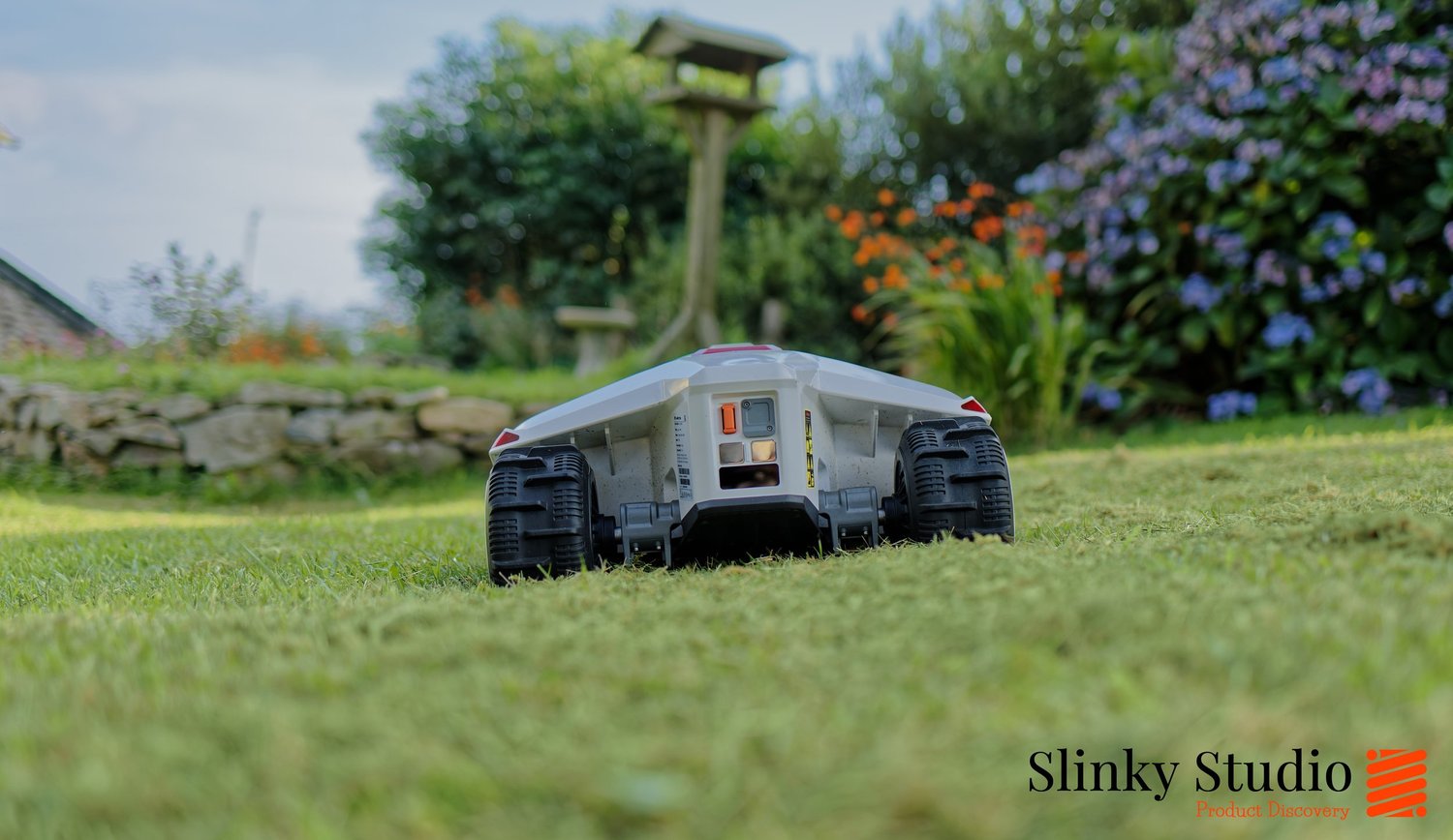 Mammotion LUBA 2 Robot Lawnmower Review: Cutting Edge - Slinky Studio