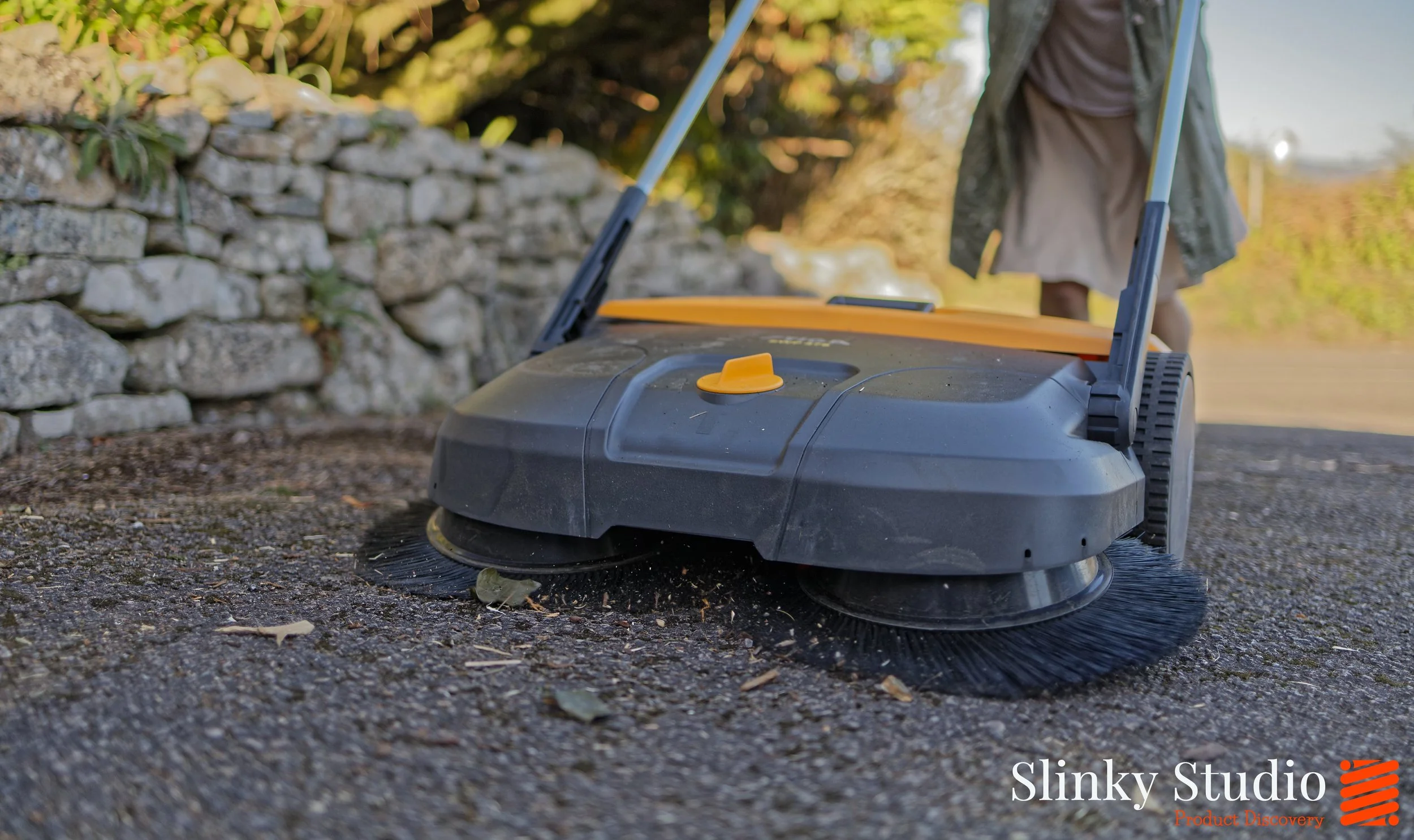 STIGA SWP 475 Push Sweeper Review - Slinky Studio
