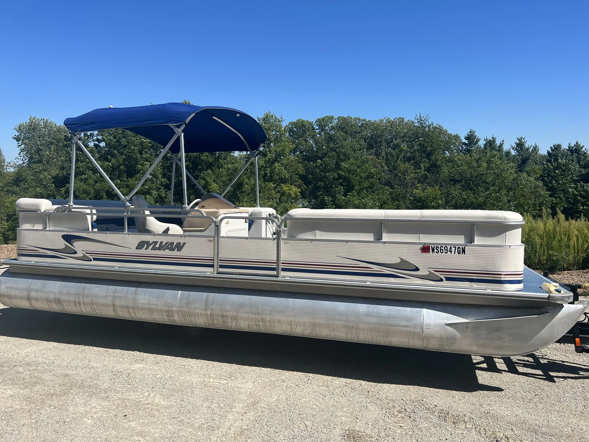 2003 Sylvan 24' Pontoon w 60 Mercury. Seats 14 — Sun Sport Marine The ...