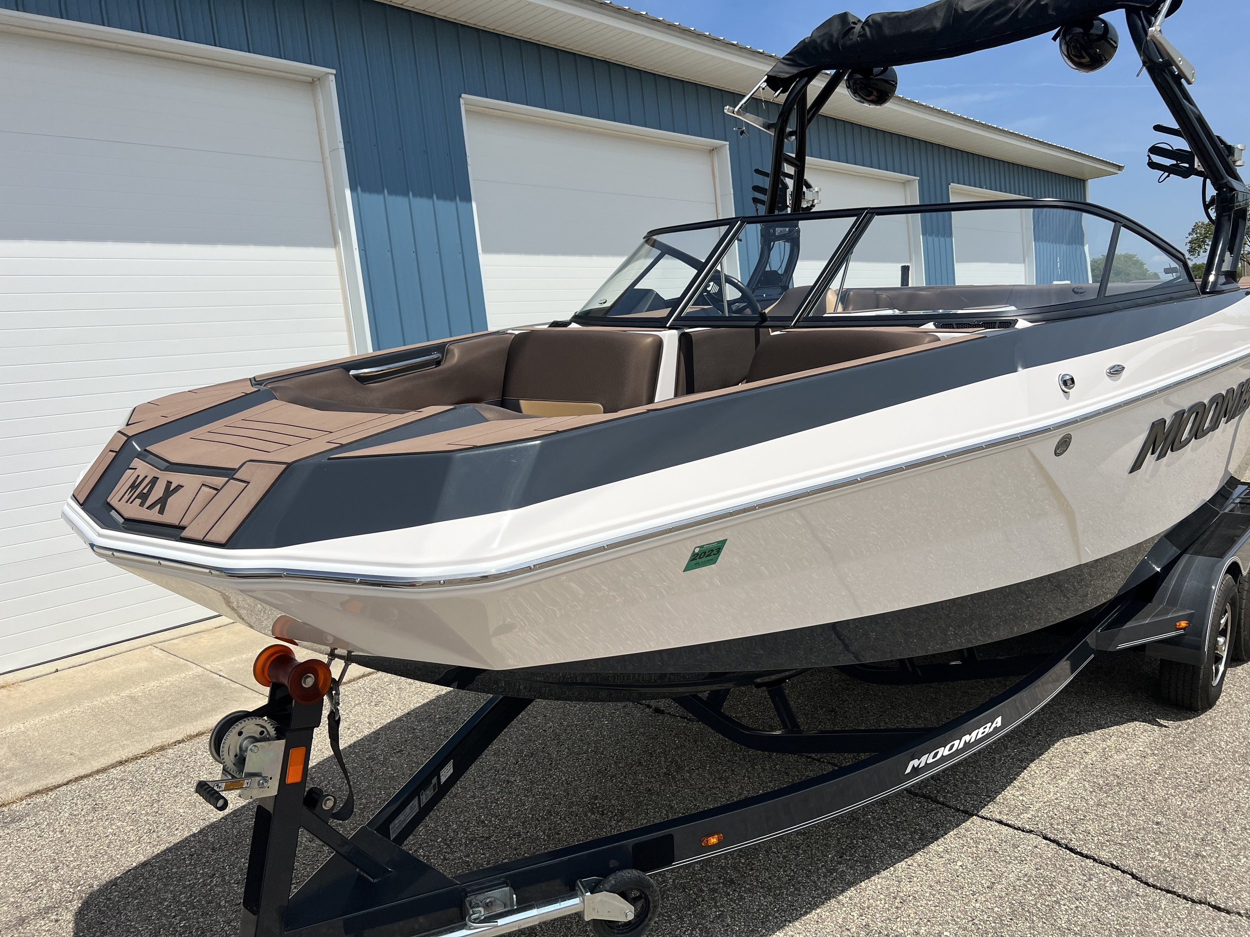 SOLD 2020 Moomba Max 24' W/ 400HP Raptor Motor 181 Hours — Sun Sport ...