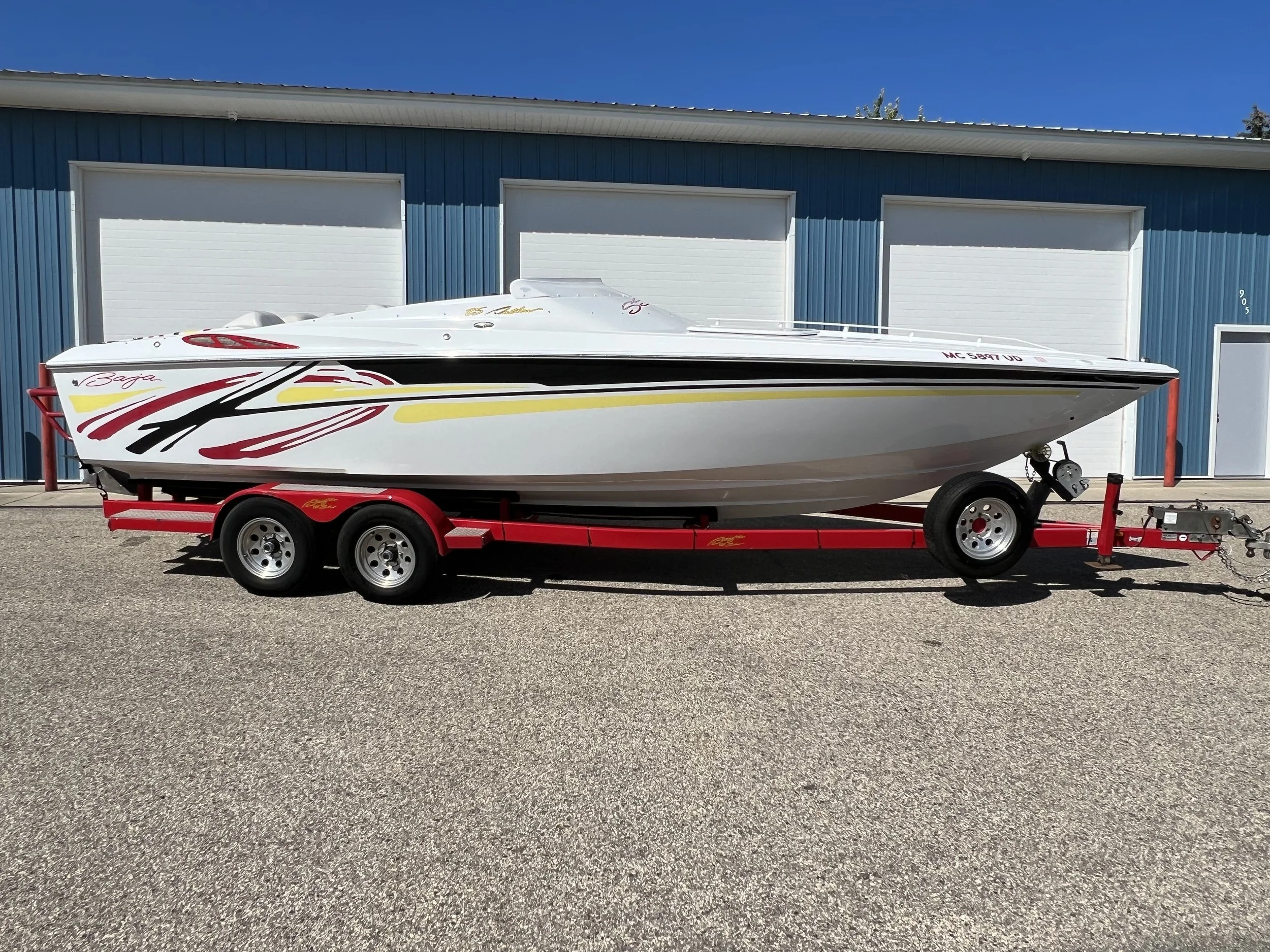SOLD 2005 Baja 25' OUTLAW w/ 496 MAG HO & Tandem Trailer. — Sun Sport ...