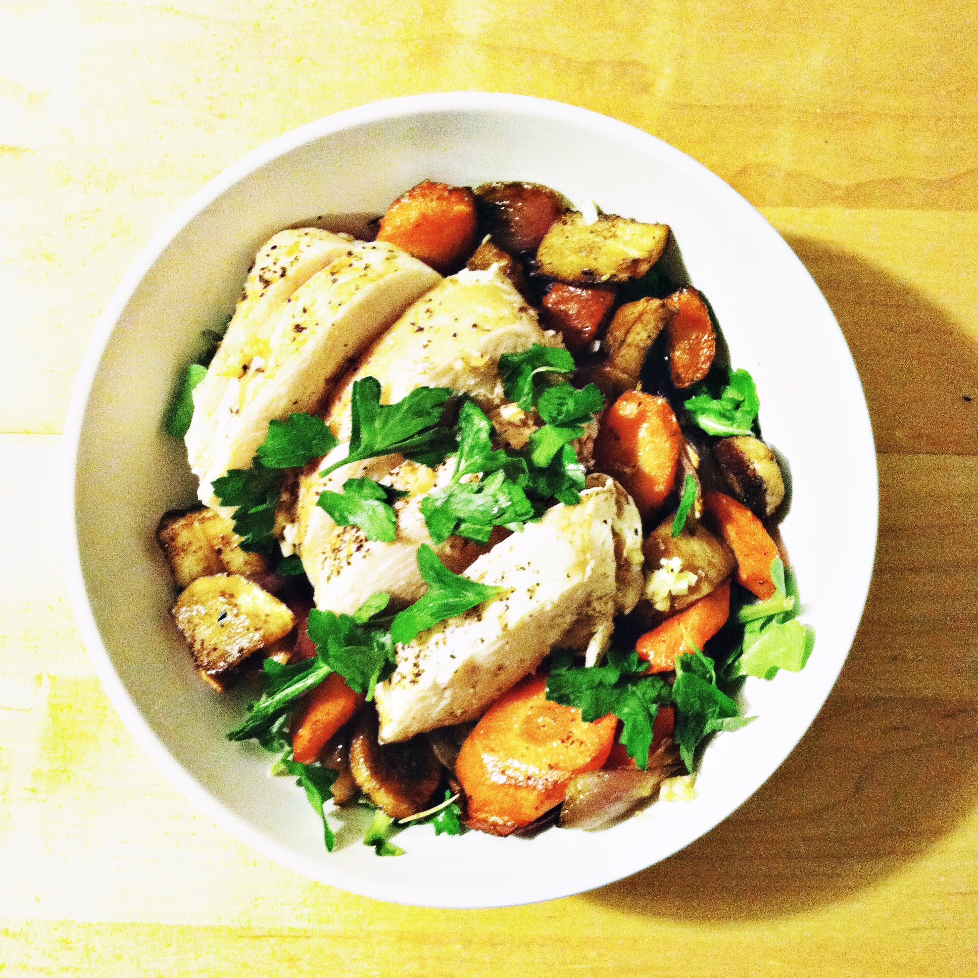 Balsamic Roasted Veggies with Garlic Chicken — Anna Maria Locke