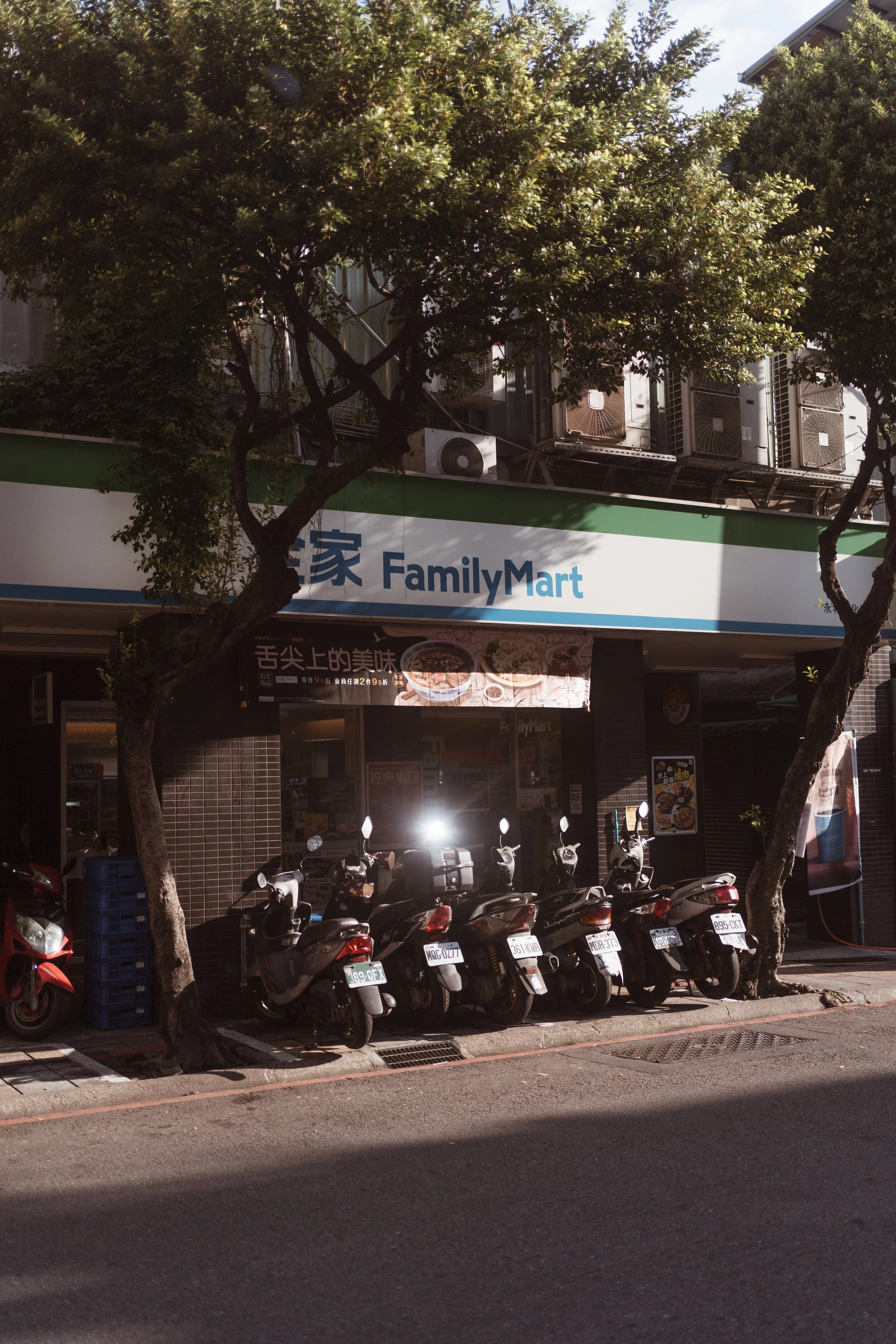 What to Eat in Taiwan - Where to go and Cost of Food — TIFFY DIAMOND