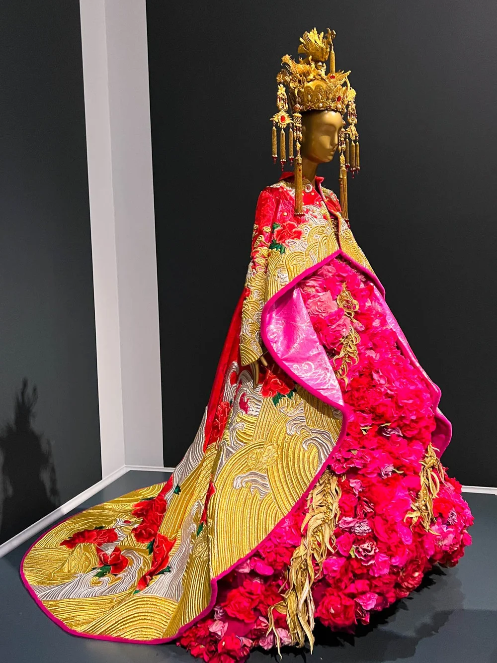 Fashion Design Inspiration: Guo Pei — Sophia Liu | Studio Sophy