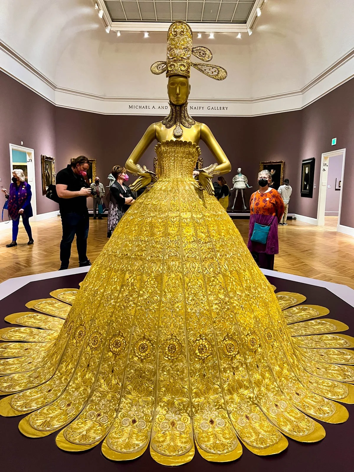 Fashion Design Inspiration: Guo Pei — Sophia Liu | Studio Sophy