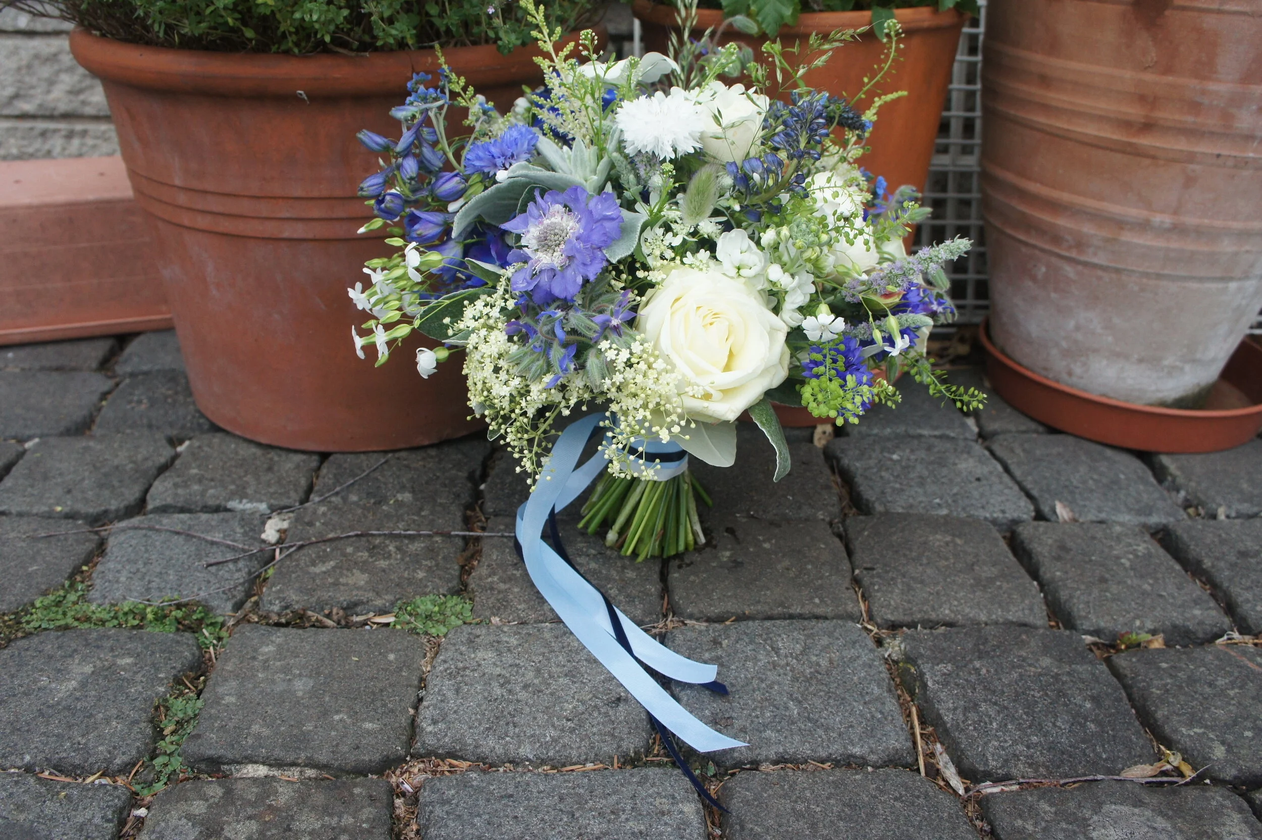 Wild flower inspiration: how to include Pantone Classic Blue in your ...