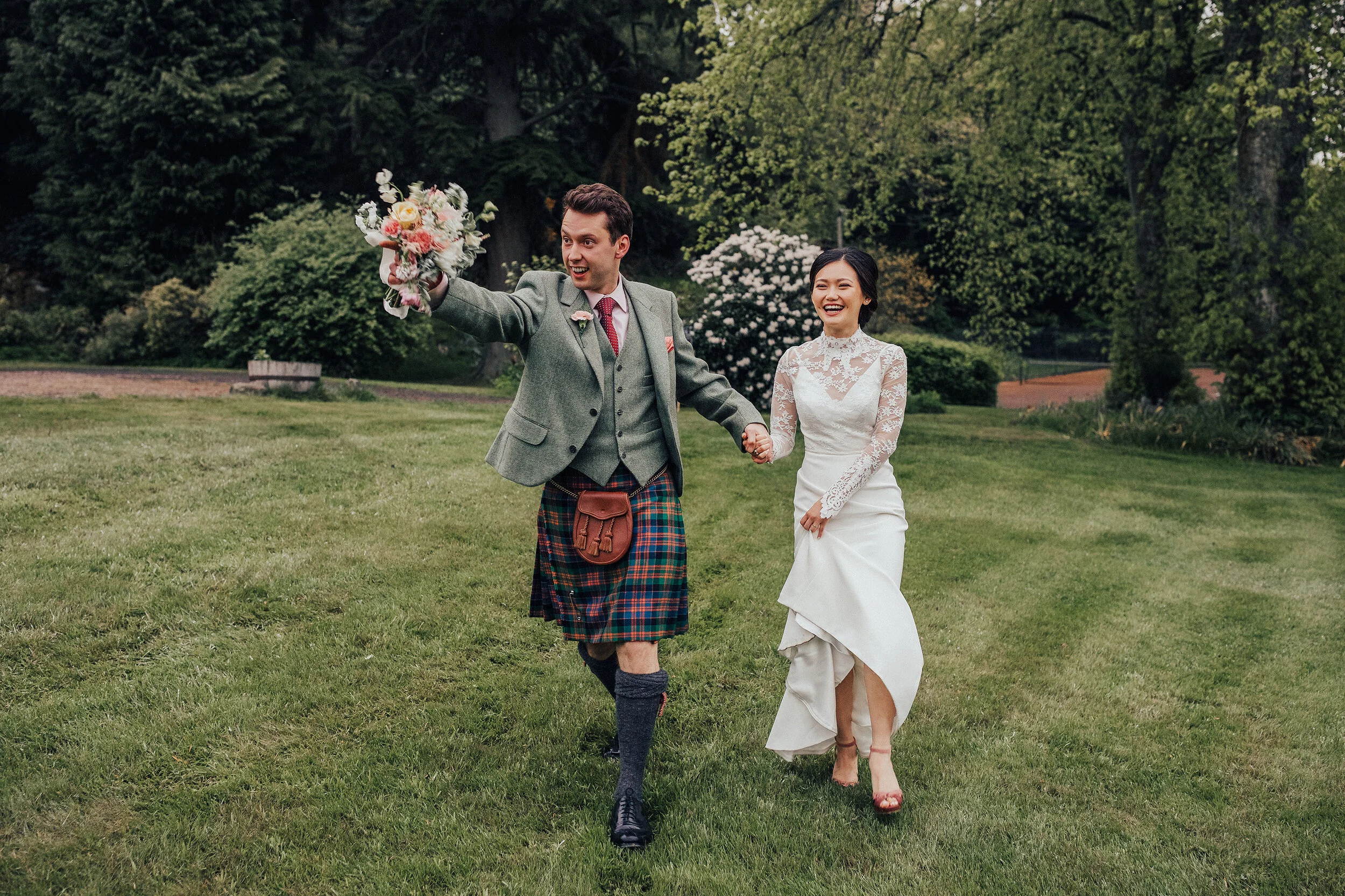 Pastel Spring Wild Flower Wedding at Persie House in Perthshire ...