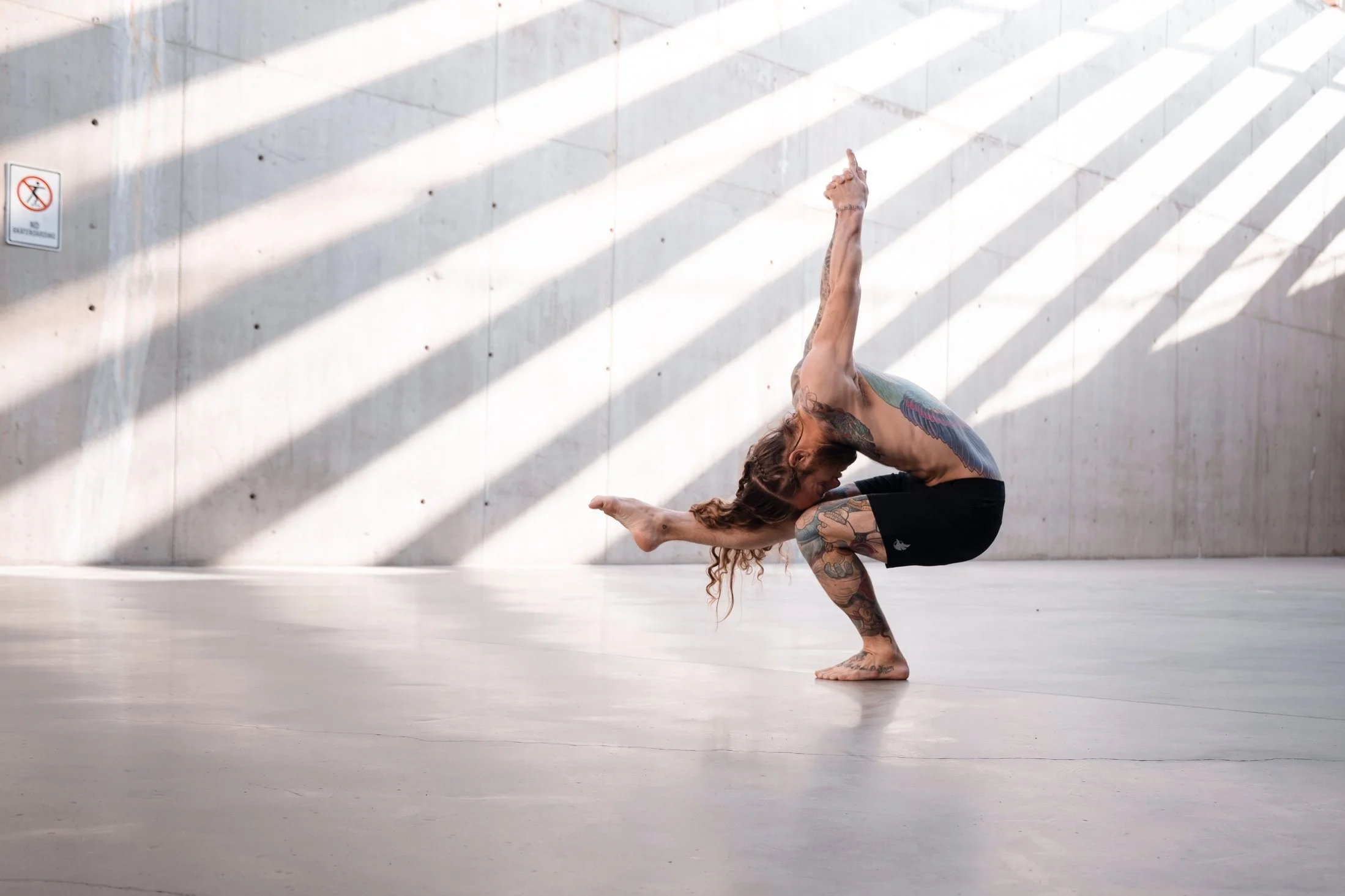 daniel rama yoga teacher training handstand — Daniel Rama Yoga