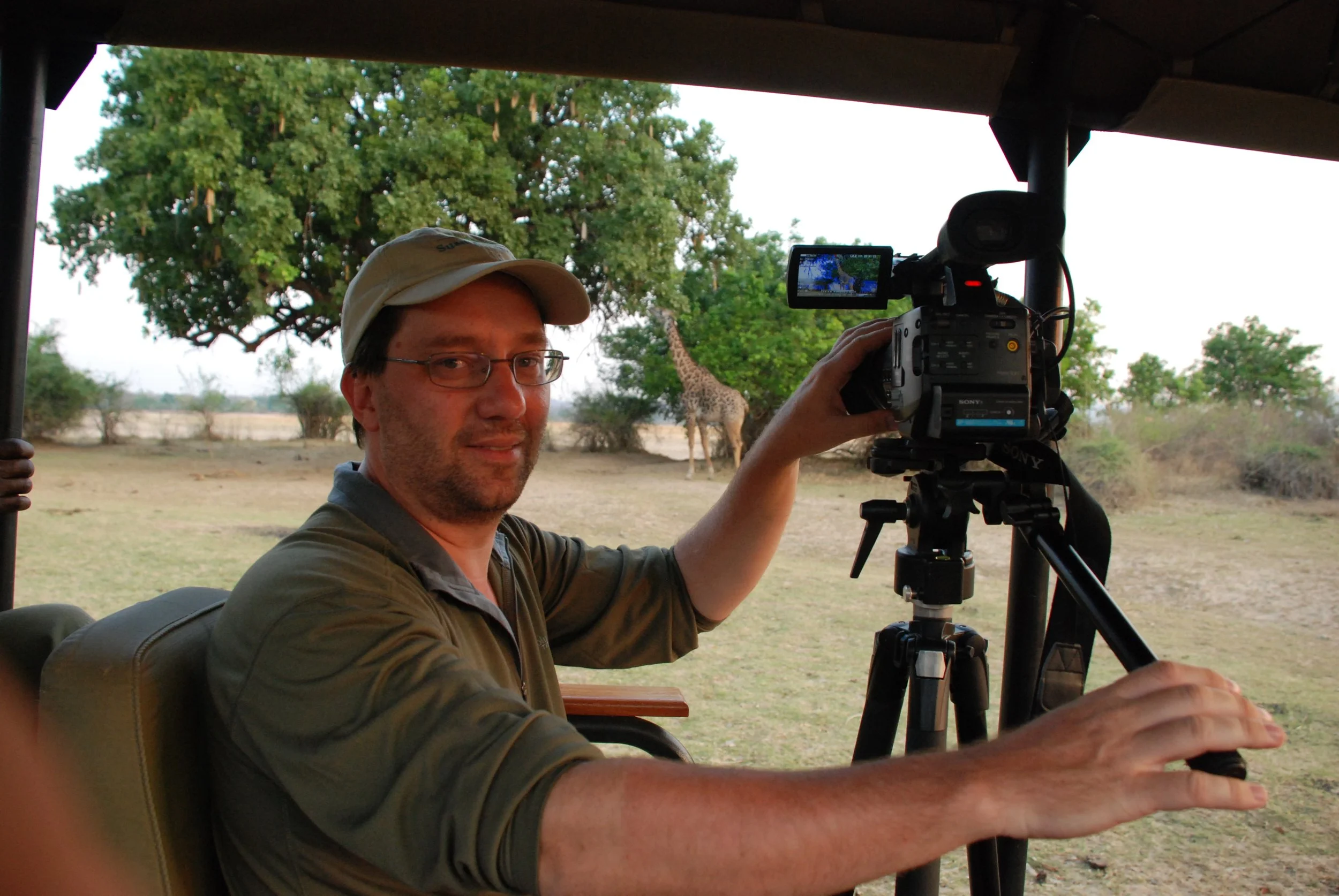 Videographer vs. Cinematographer: What's the difference? — Creative ...