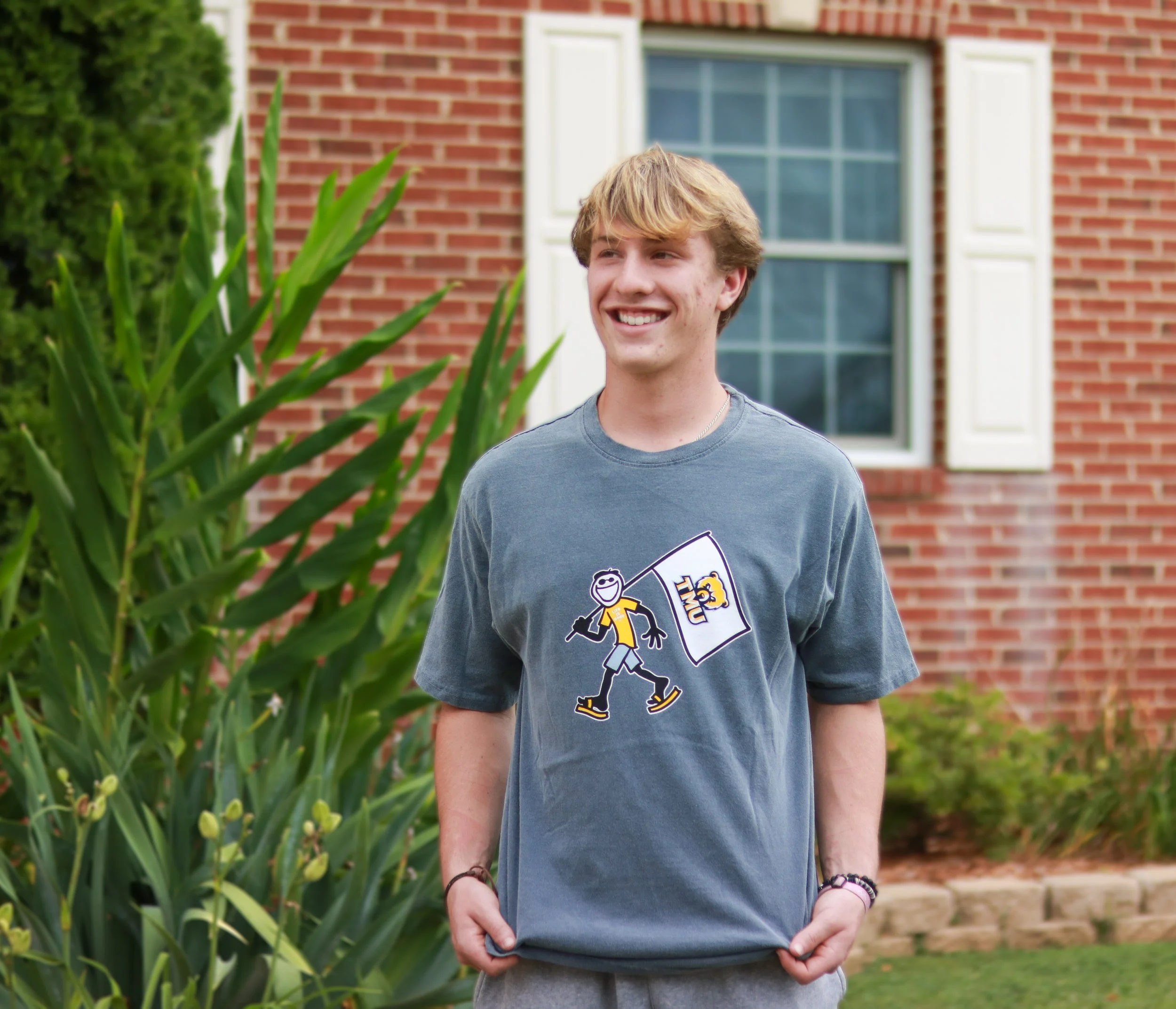 Men — The Outpost