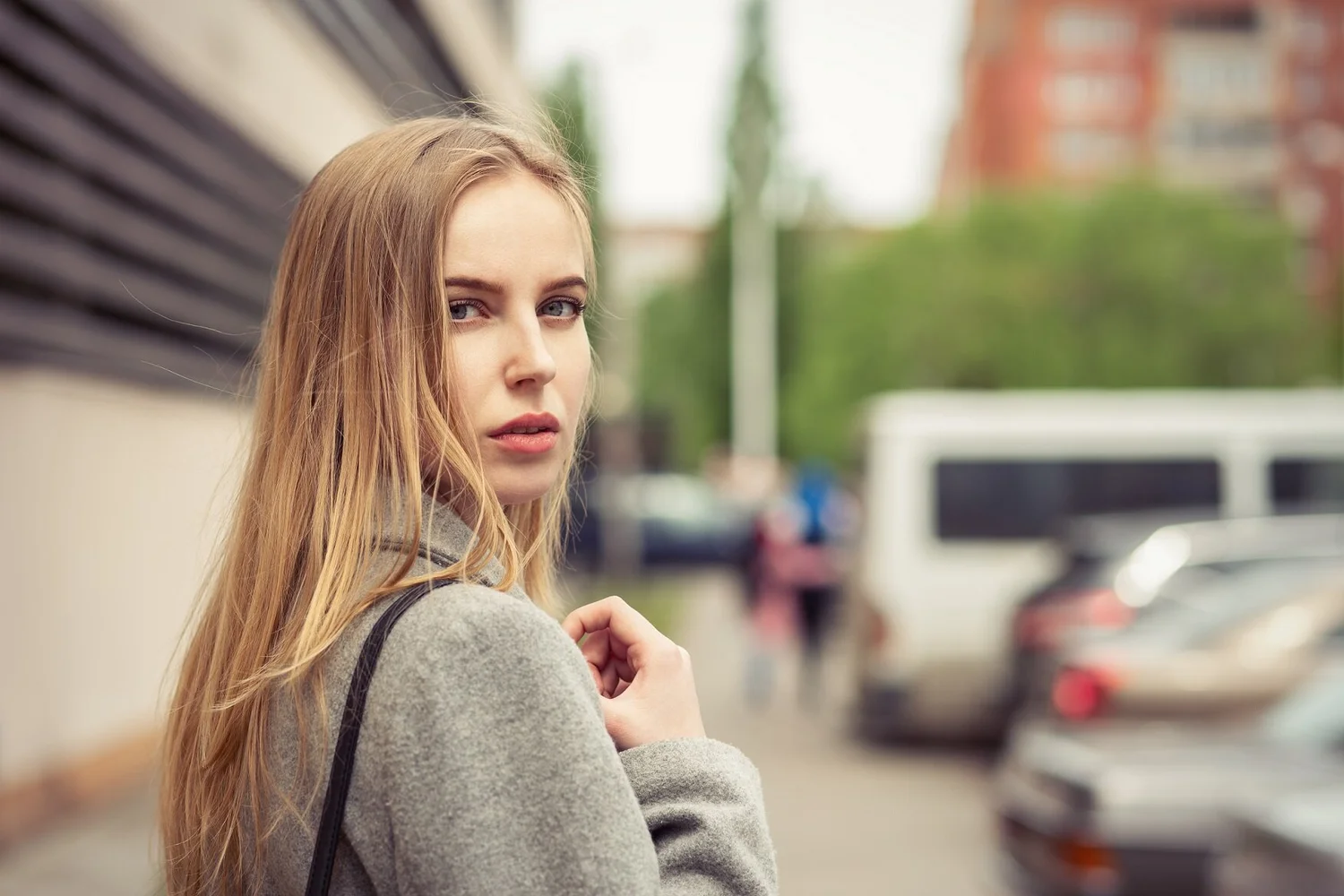 A sixth sense? How we can tell that eyes are watching us