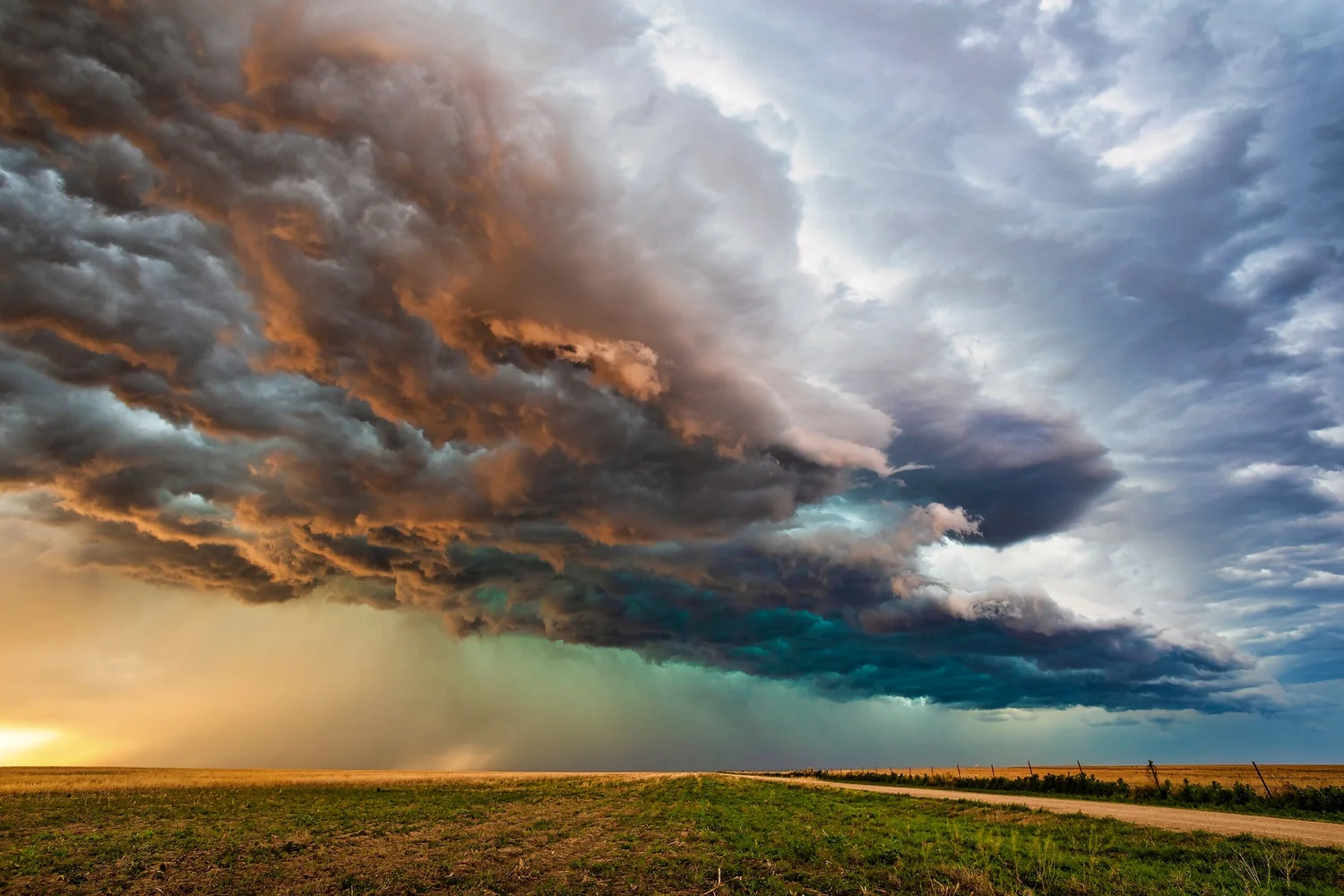How to stay safe from lightning - here are 4 tips