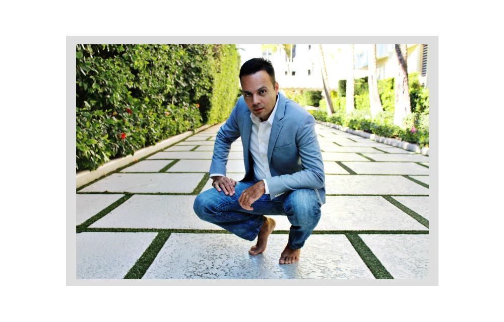 About — Tony Curry