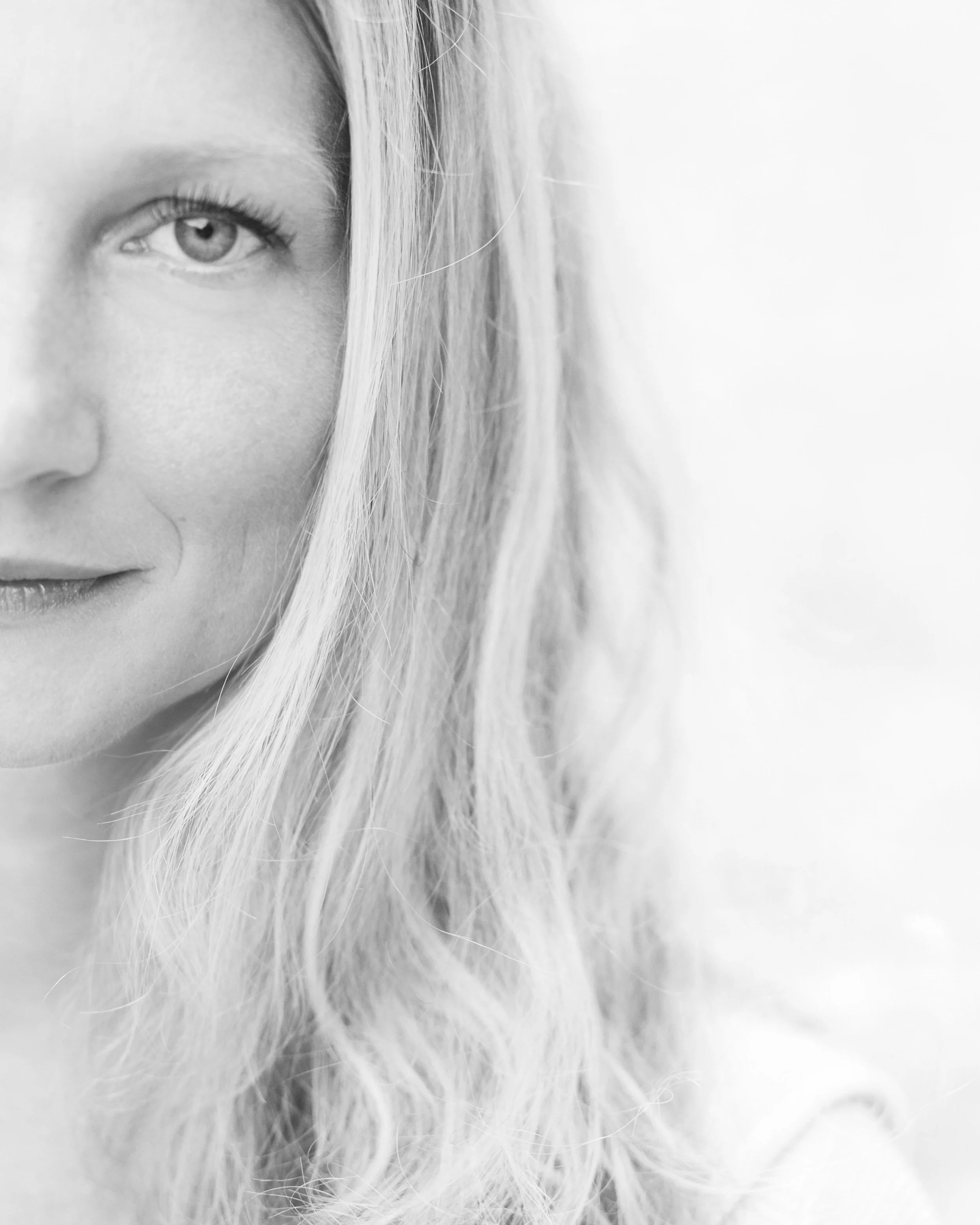 portrait — SIEGRID CAIN