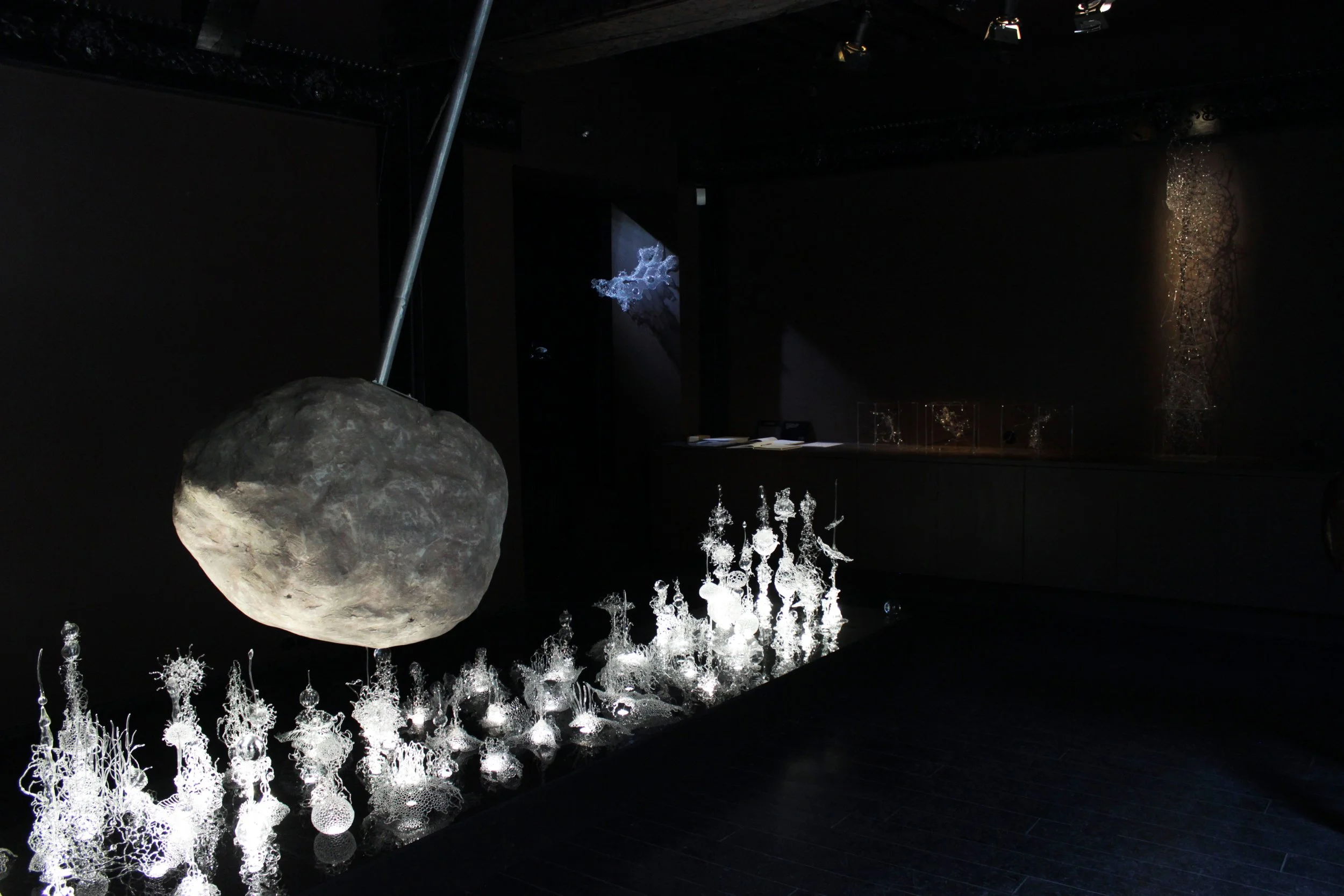 Bones & Clouds — Galerie Da-End