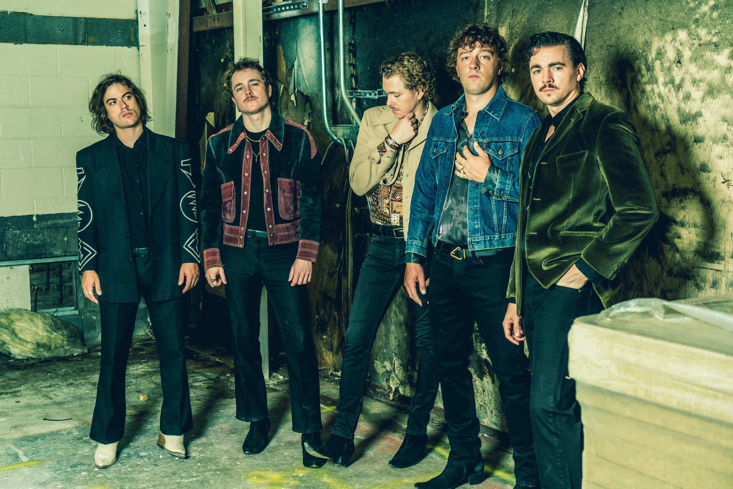 Bio — Ceramic Animal