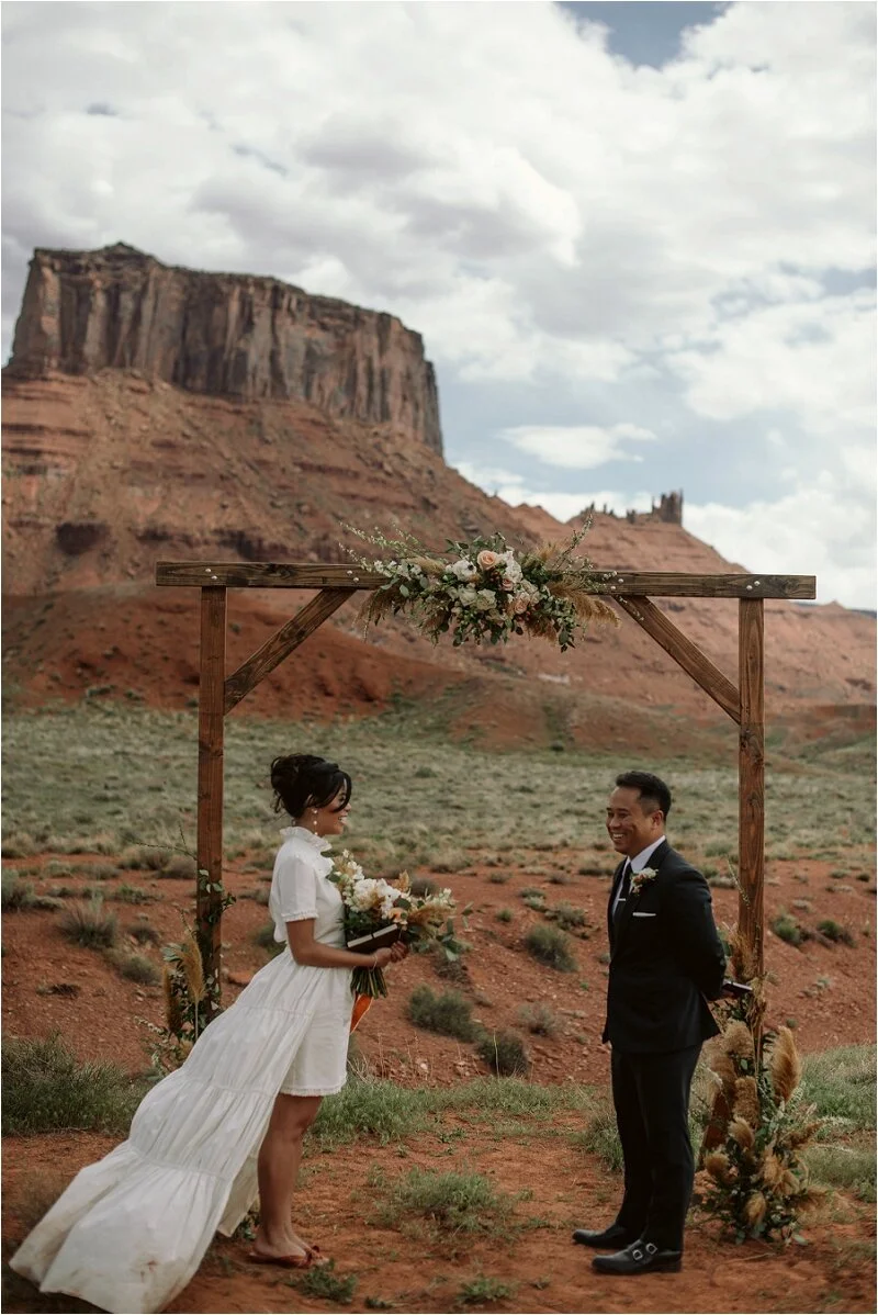 Moab Utah Desert Elopement — Haley Nord Photography- Utah Desert ...