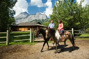 Photos — Canmore Hotels - Grande Rockies Resort