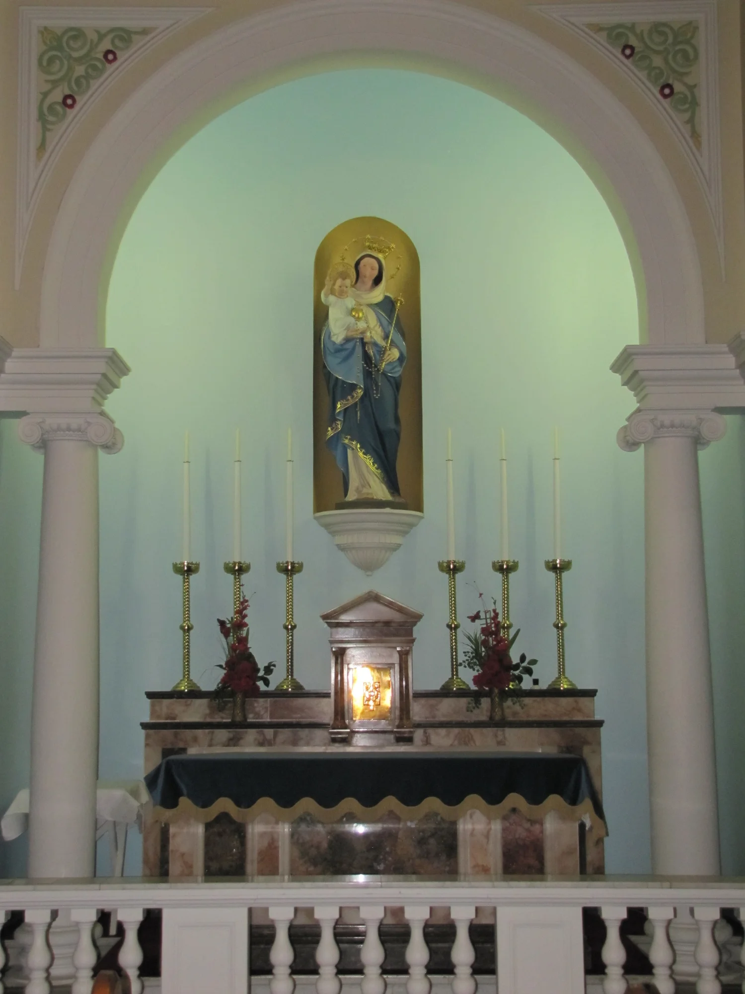 Side Altars — Sacred Heart Basilica, Timaru, New Zealand