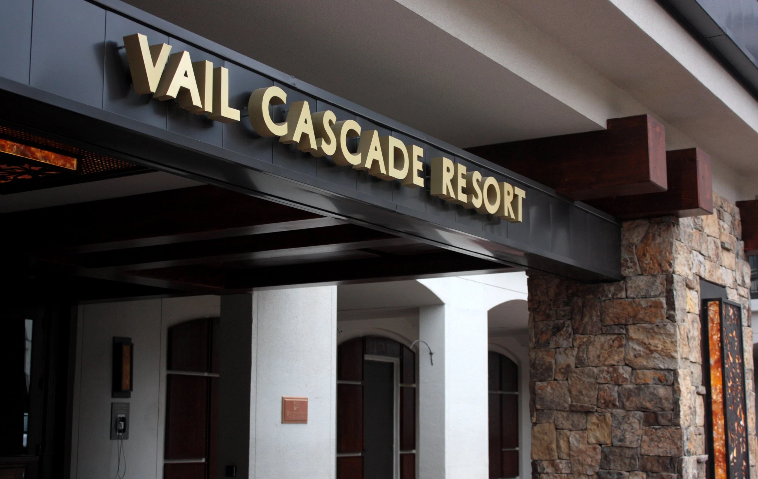 MONOCO | Architectural Signage & Wayfinding