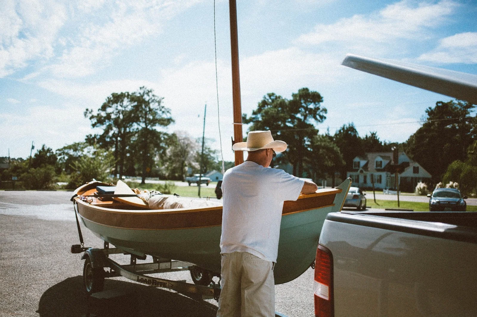 Adventures | Sailing Una — A Girl Named Leney