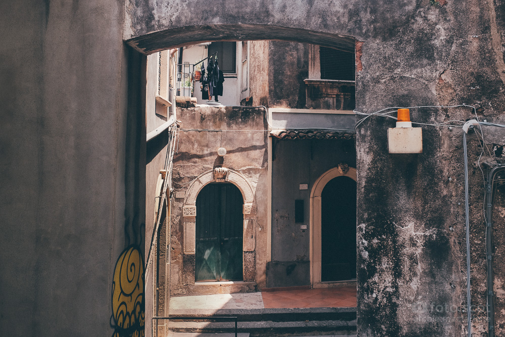 Sicilia I | The clue to everything — Archie MacFarlane