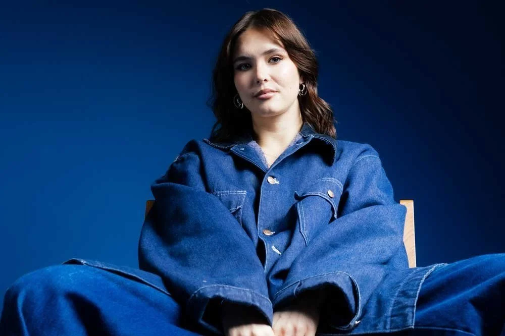 Listen to Canadian Music: 10 Canadian Artists You Should Be Listening ...