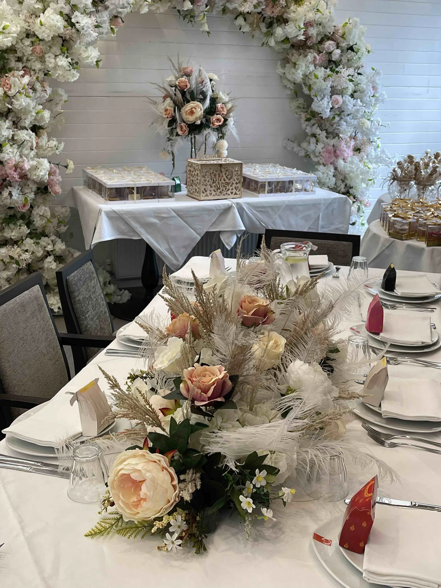 Kingston Terrace — Noura