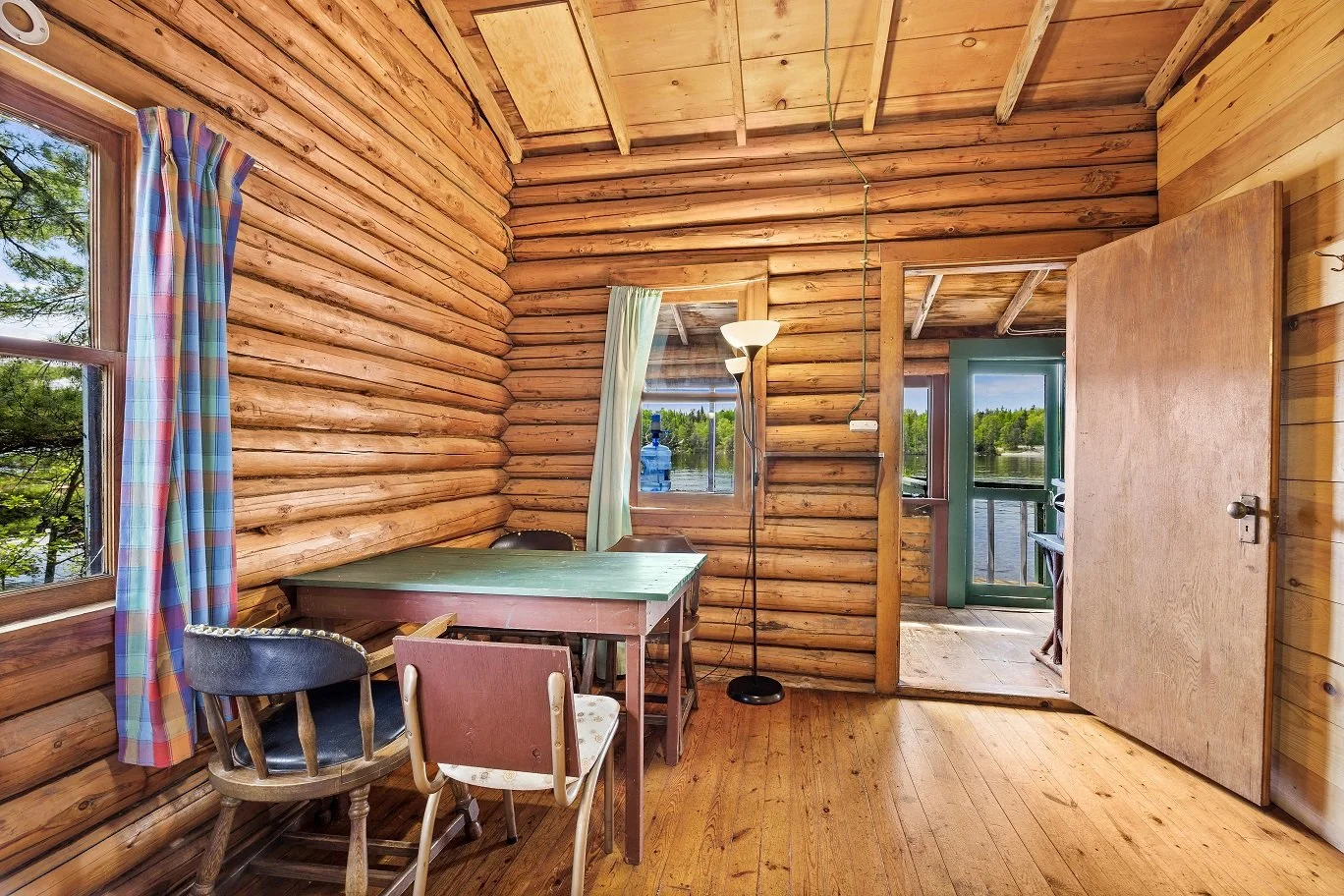 Cabin Photos — Tamarack Island Wilderness Lodge