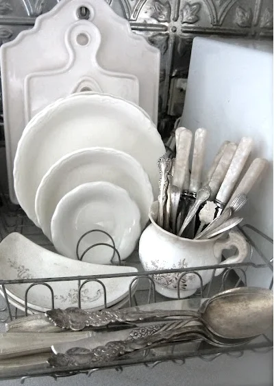 ARTISTS + DESIGNERS — MADISON WREN HOME