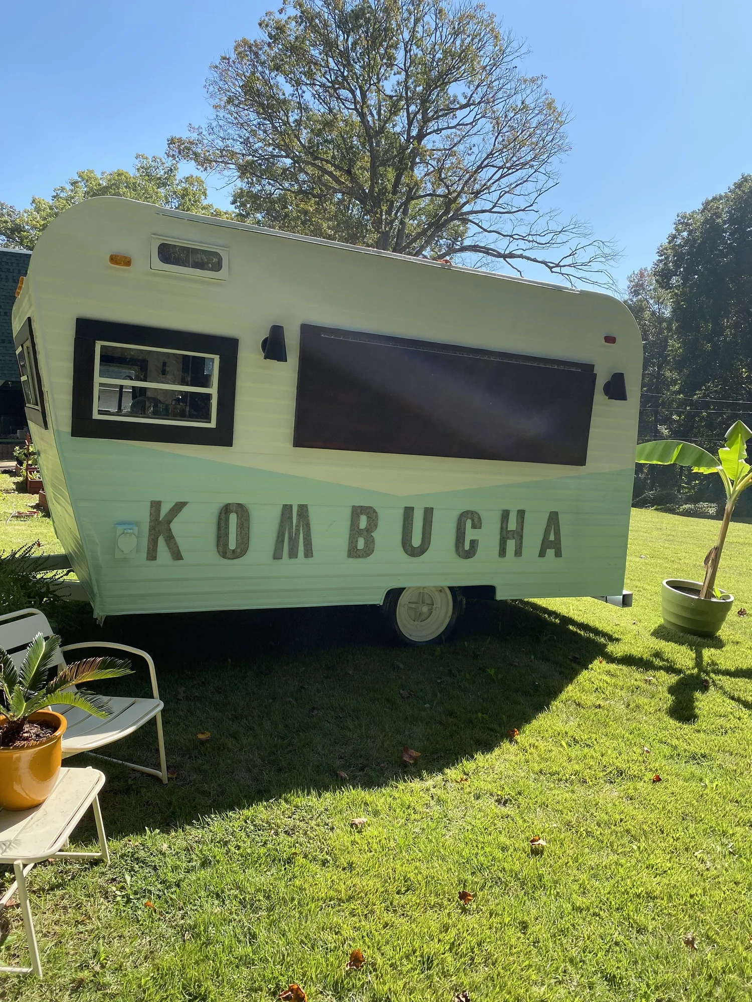 Mobile Kombucha Bar — Golda Kombucha
