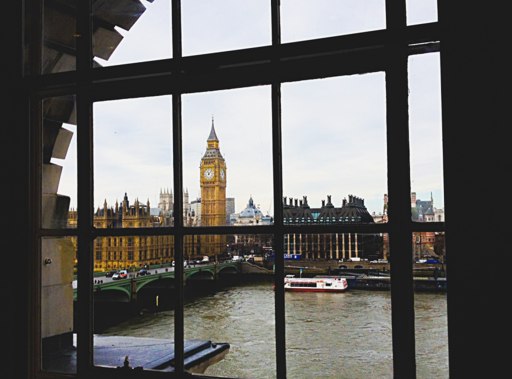 Actonians present London Suite by Neil Simon — Local Poyntz - www ...