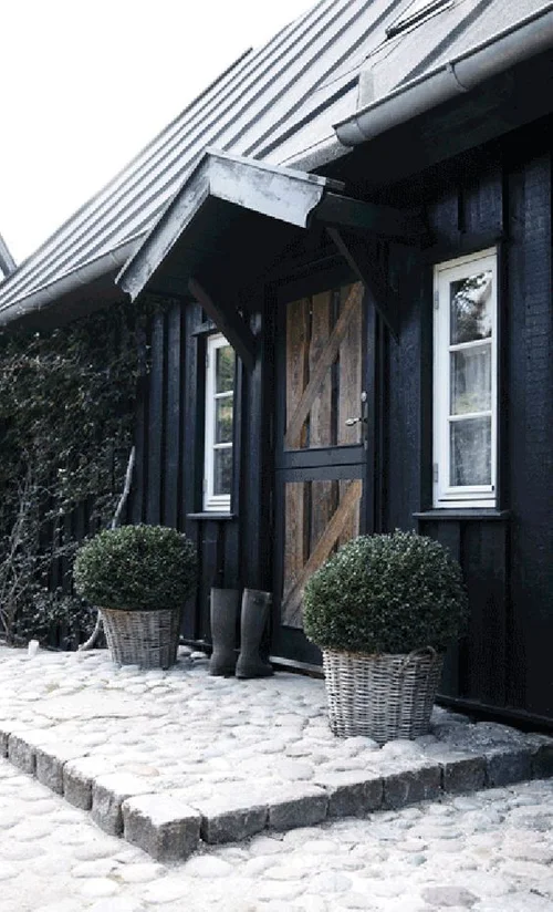 Black Houses | The Berkshire House