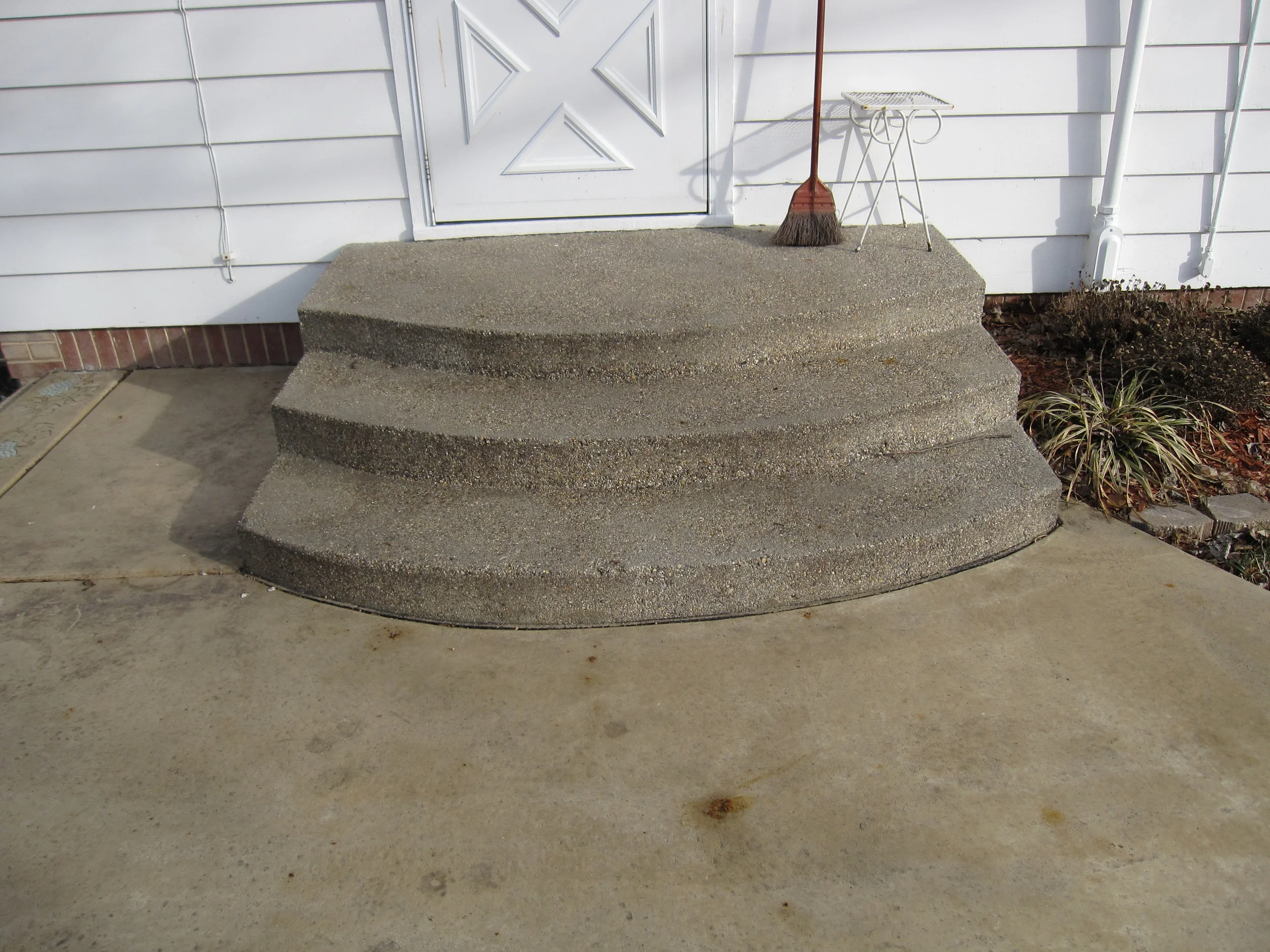 Exposed Aggregates — Mattingly Concrete Inc.