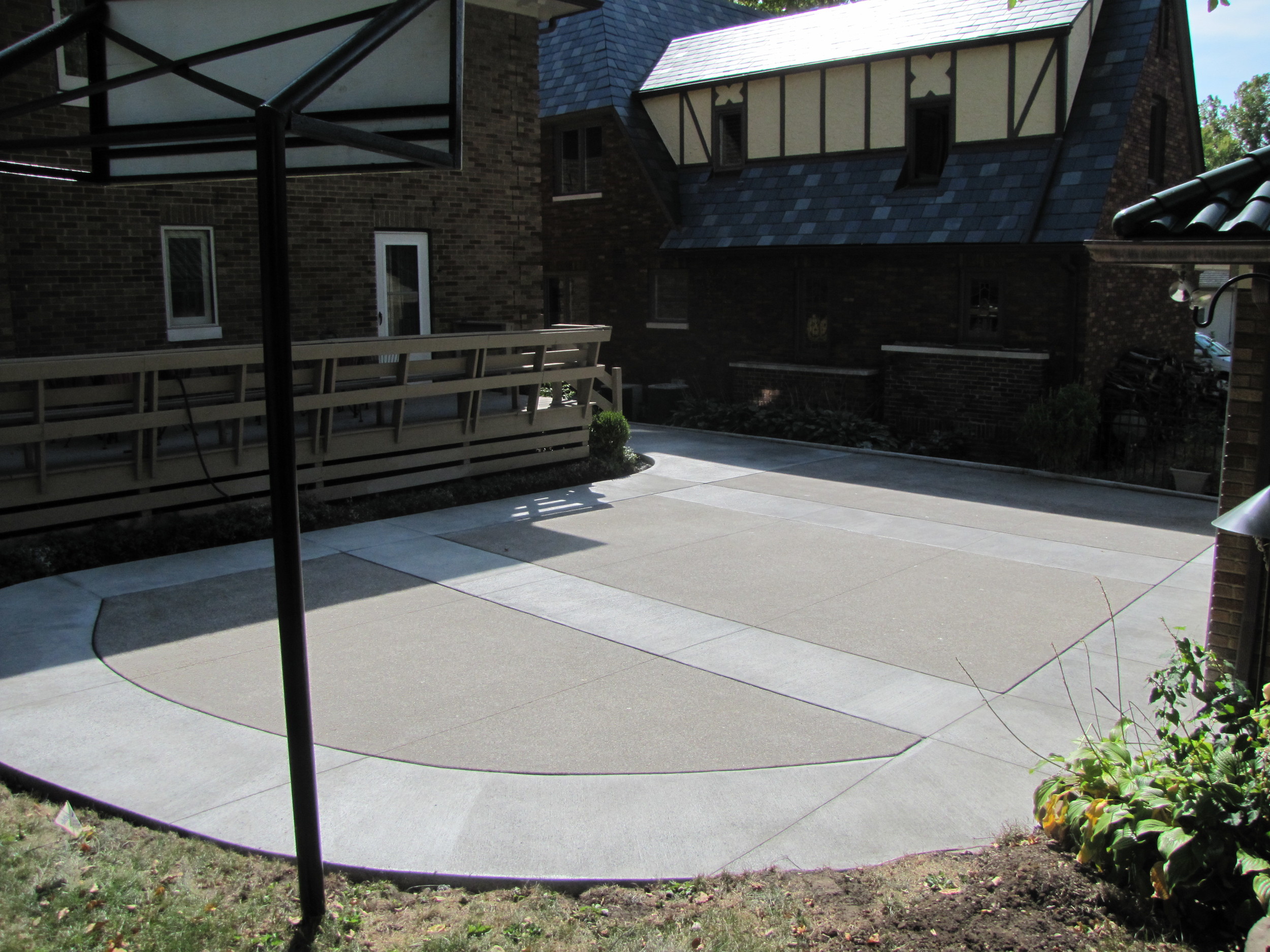 Exposed Aggregates — Mattingly Concrete Inc.