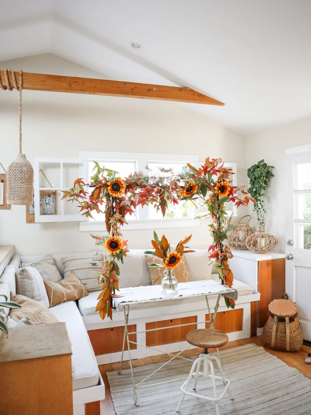 A Living, Over-the-Table Display of Fall Foliage for a Festive Occasion ...