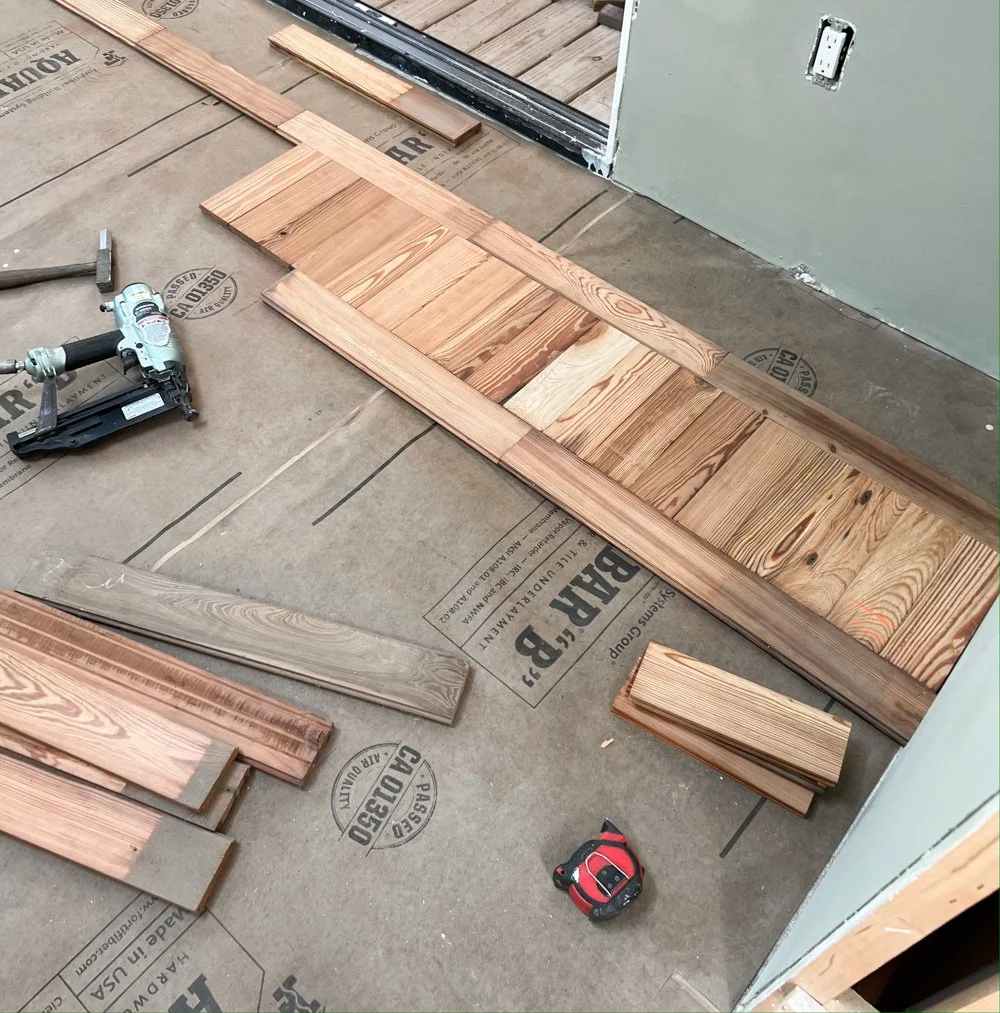 Using Recovered & Reclaimed Wood Remnants for a Unique Flooring Pattern ...