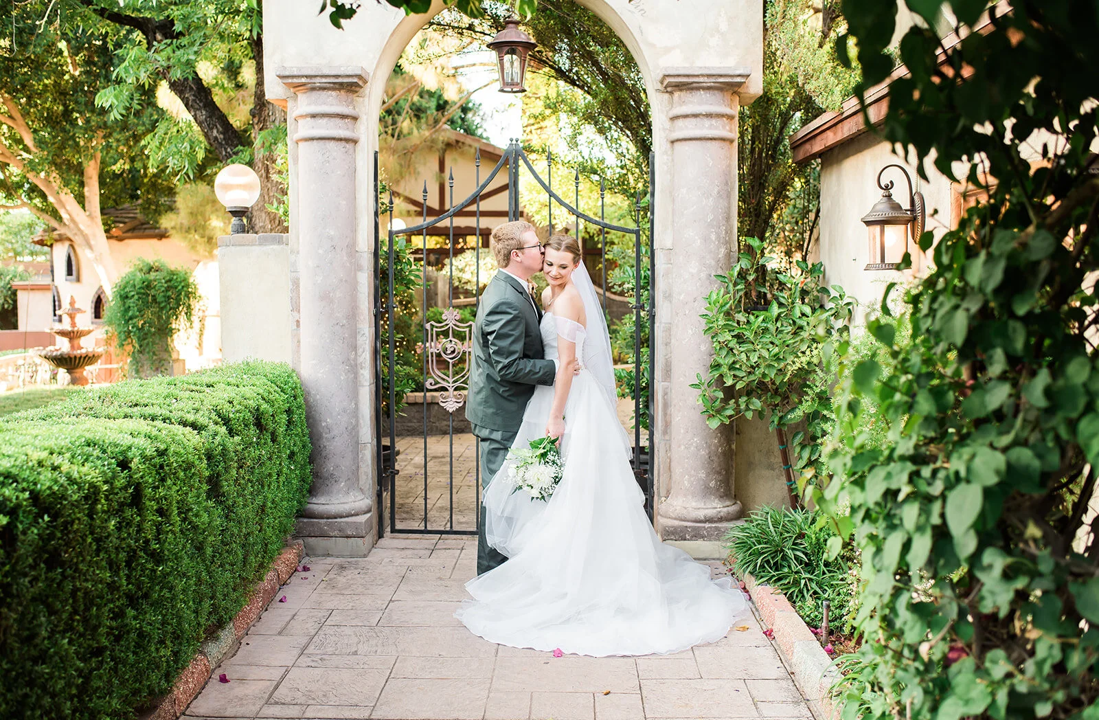 10 Tips to ask on a Wedding Venue Tour — The Wright House