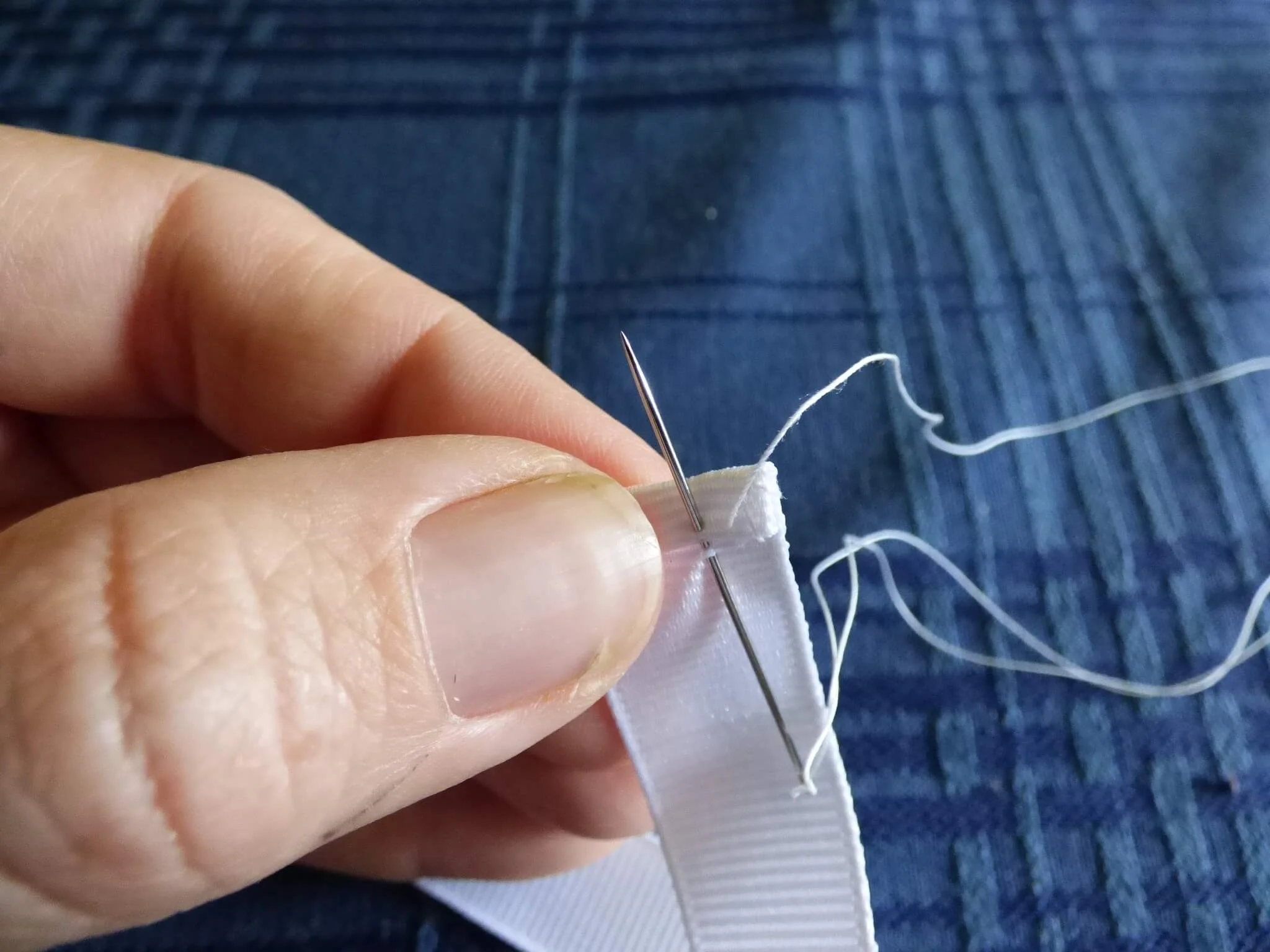 How to make a bullet journal ribbon loop — Day to Day Adventures