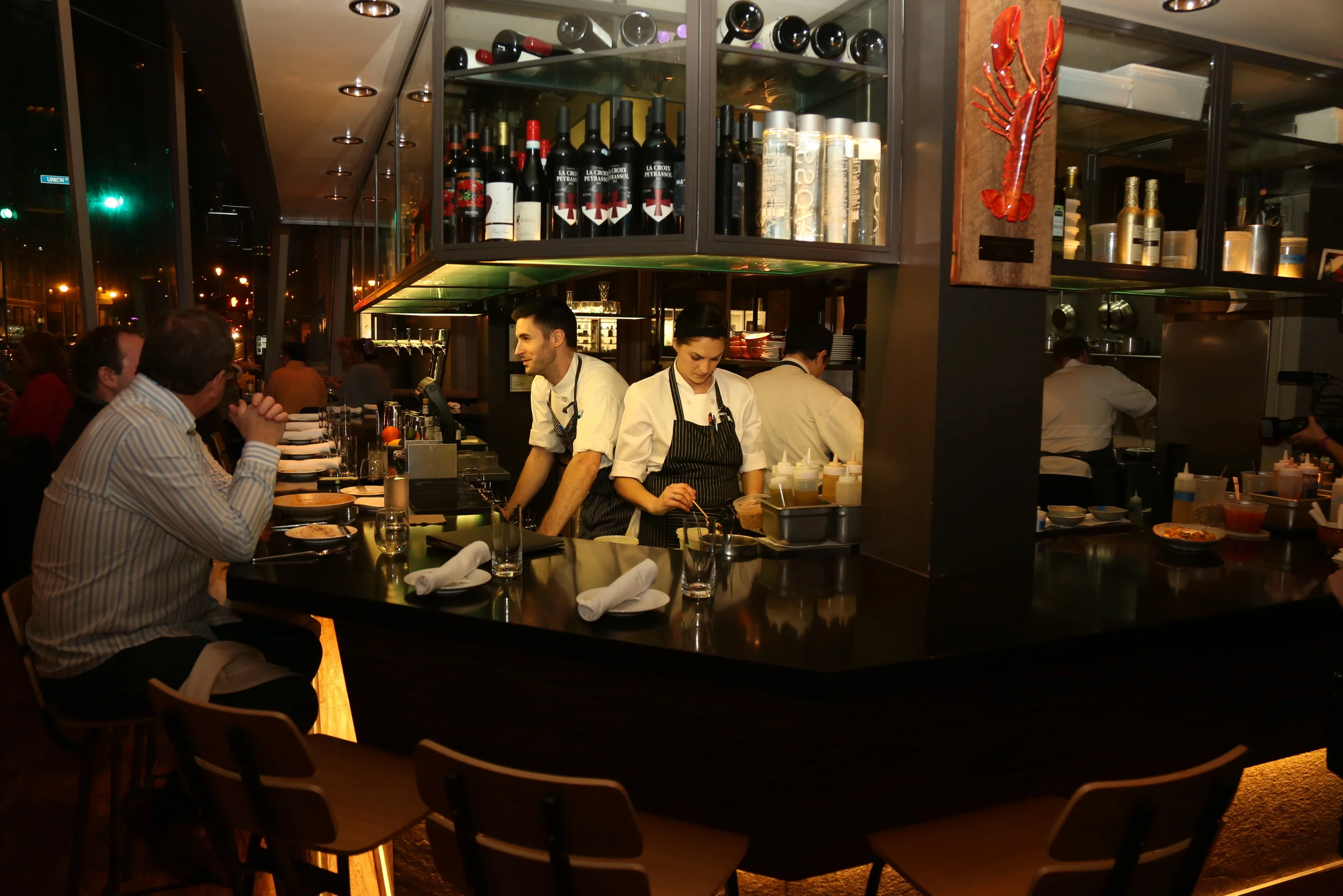 Evo Kitchen + Bar — Restaurant + Bar