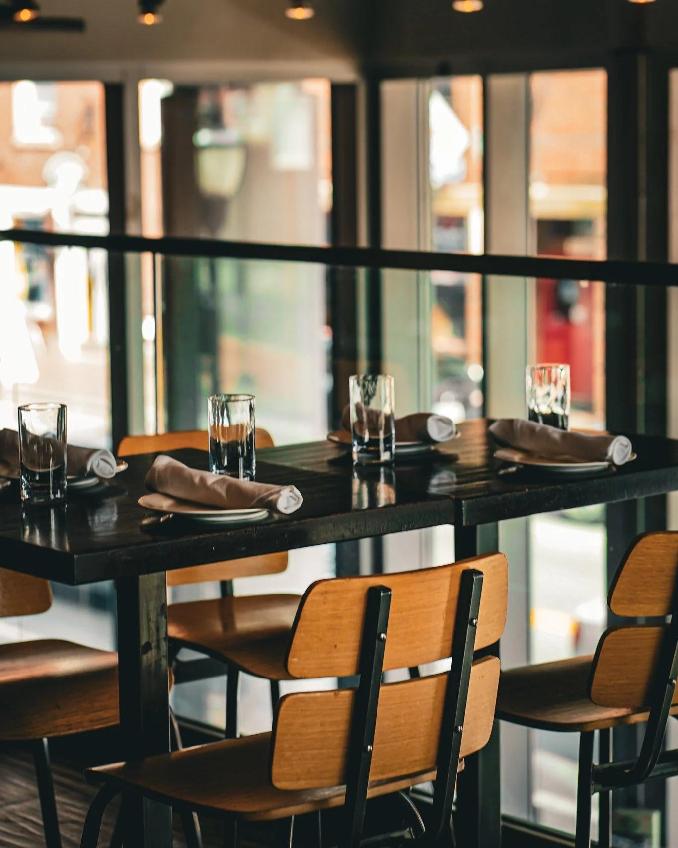 Evo Kitchen + Bar — Restaurant + Bar