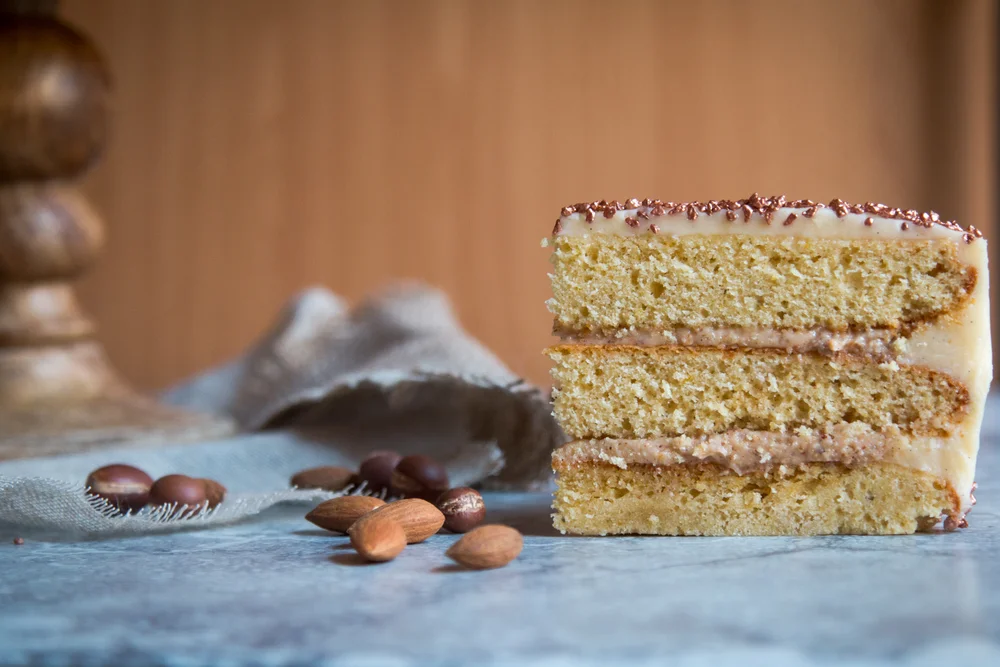 Almondy Honey And Vanilla Layer Cake with Amlou Filling — My Moroccan Food