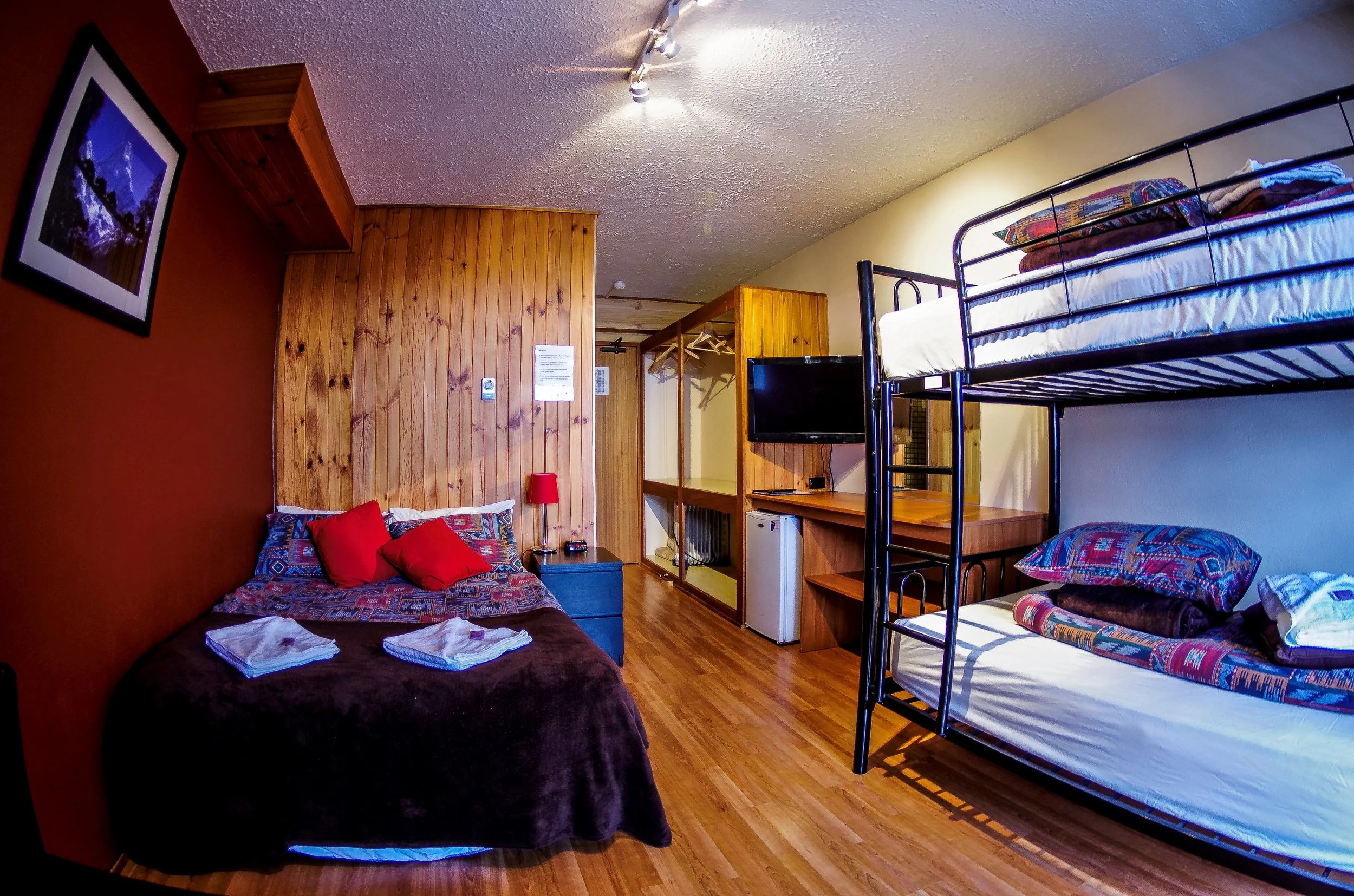 Alpine Rooms