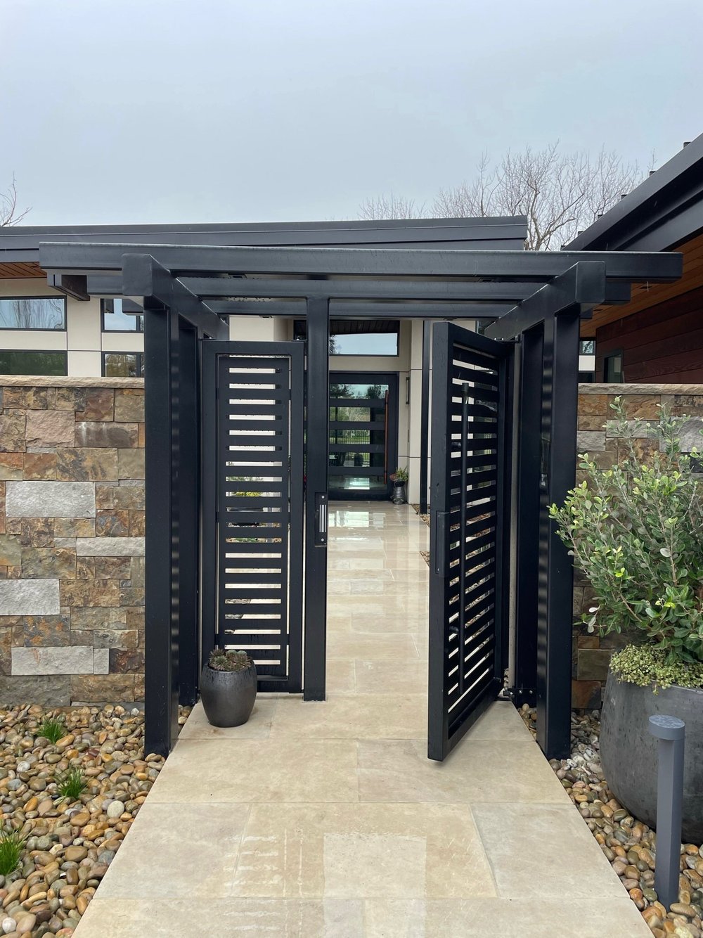 Monterey Estate — Kő Natural Stone