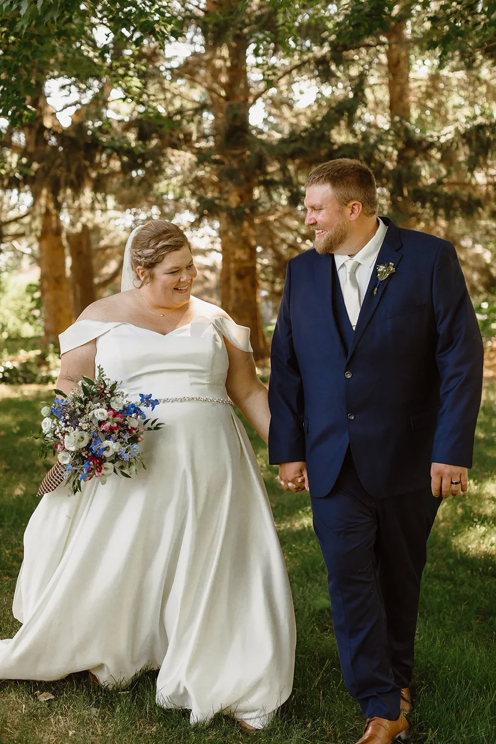 Cady Acres, Wisconsin Outdoor Summer Wedding — Bridget Couwenhoven, LLC