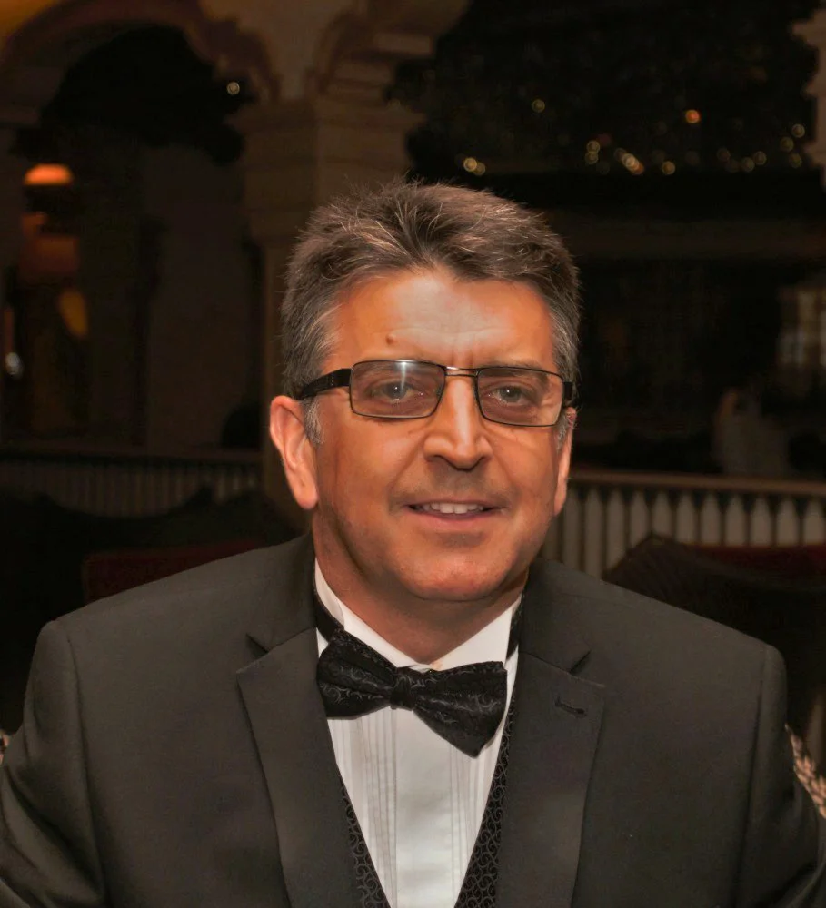 About — Phil Gower Bird Photography