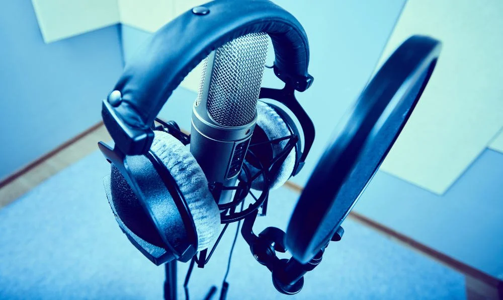 How To Give Better Artist Headphone Mixes In The Studio | Production Expert